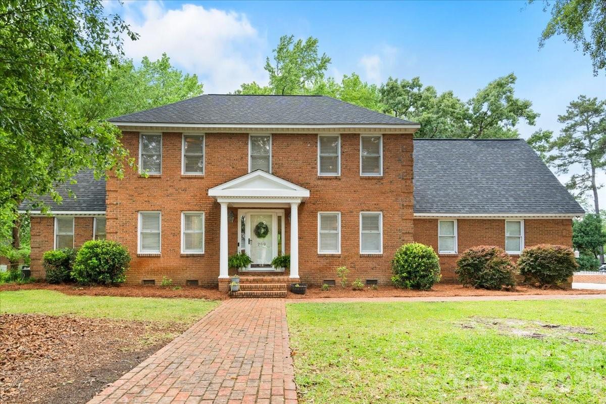 209 Fairway Road, Cheraw, SC - photo 1 of 49