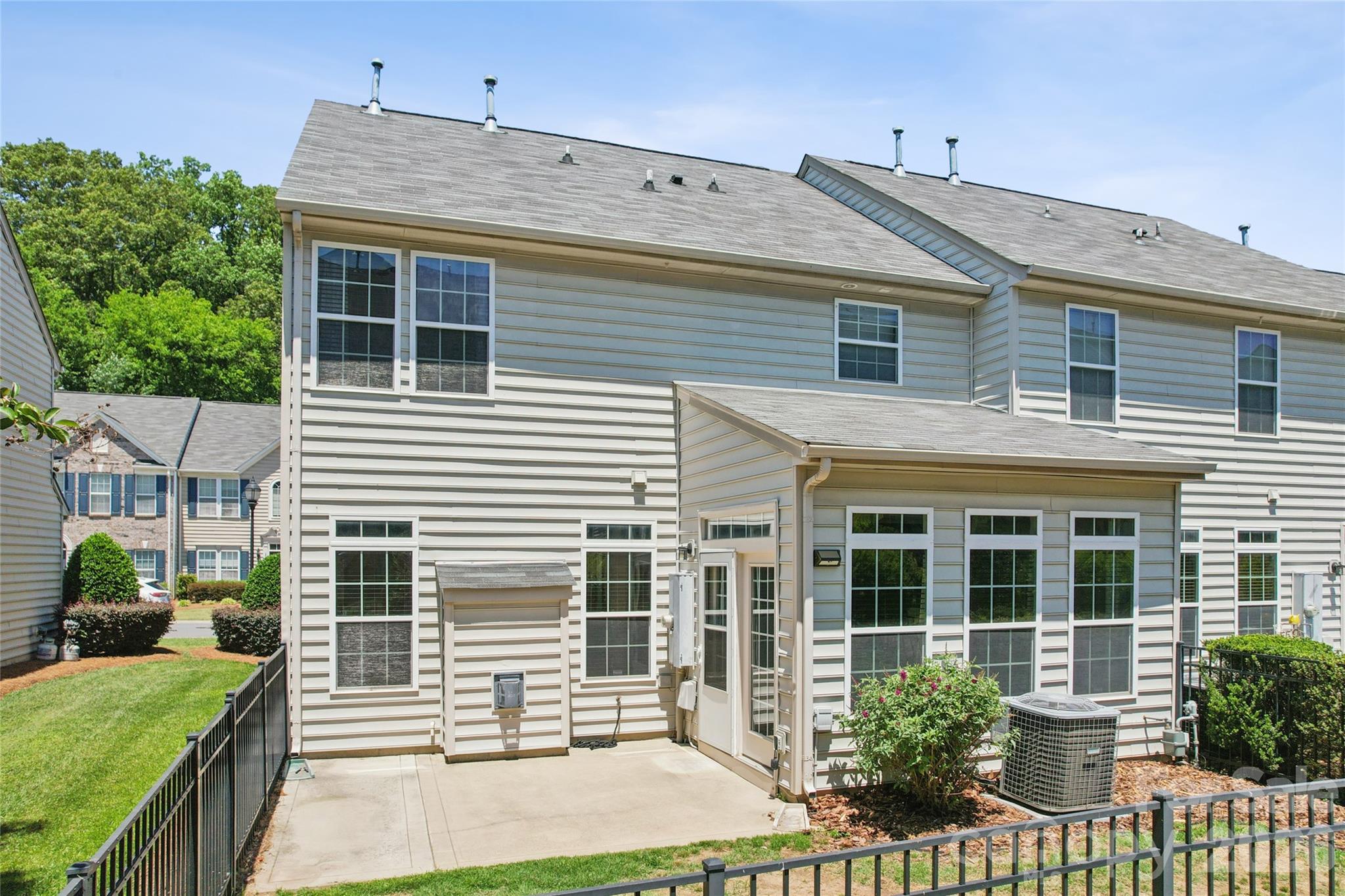 3233 Park South Station Boulevard, Charlotte, NC - photo 30 of 34