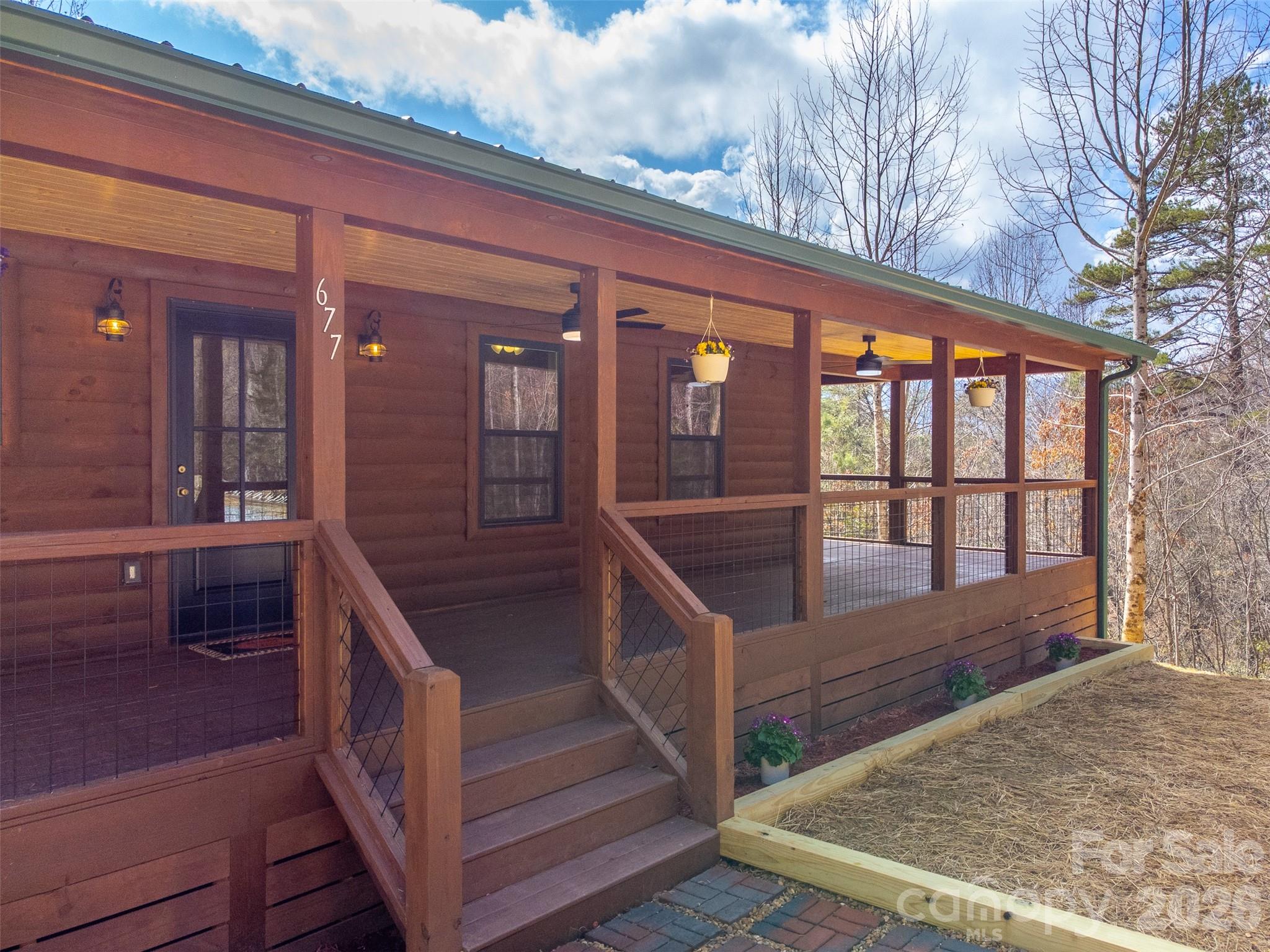 677 Ridgetop Circle, Whittier, NC - photo 6 of 49