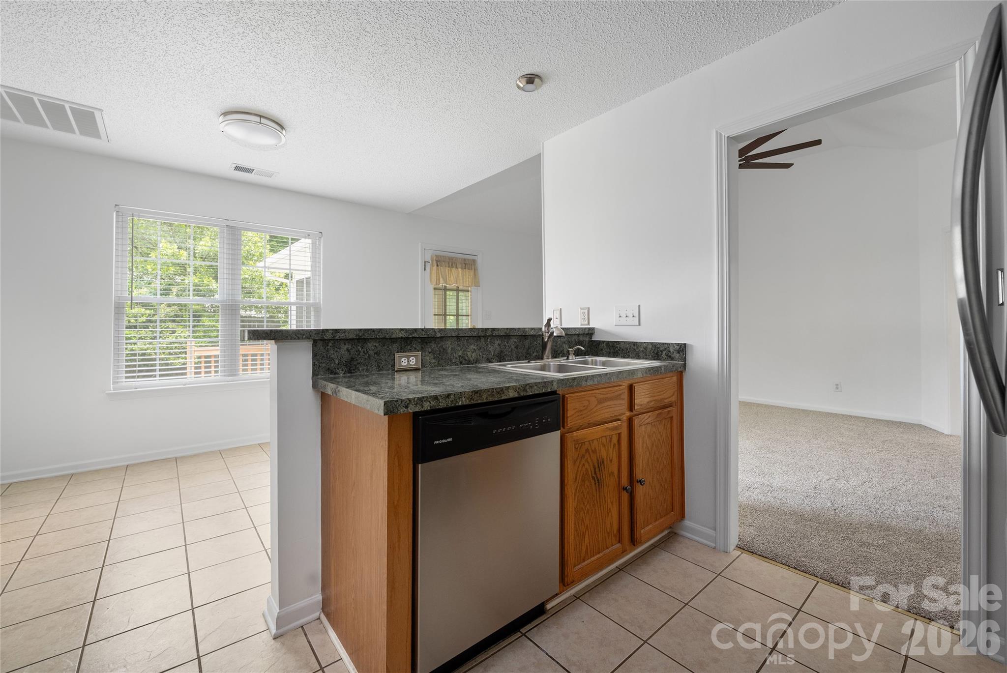 Photo 6 of 9824 Andi Kathryn Court, Charlotte, NC