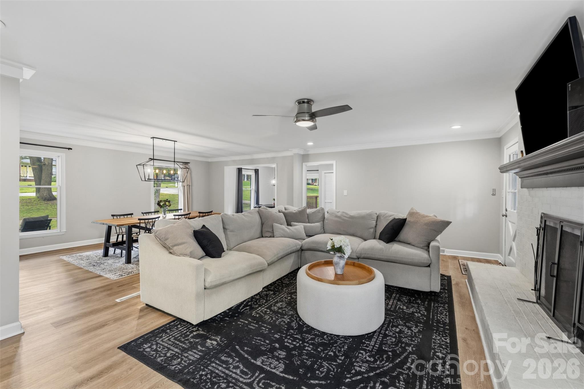 Photo 3 of 224 Sturbridge Drive, Charlotte, NC