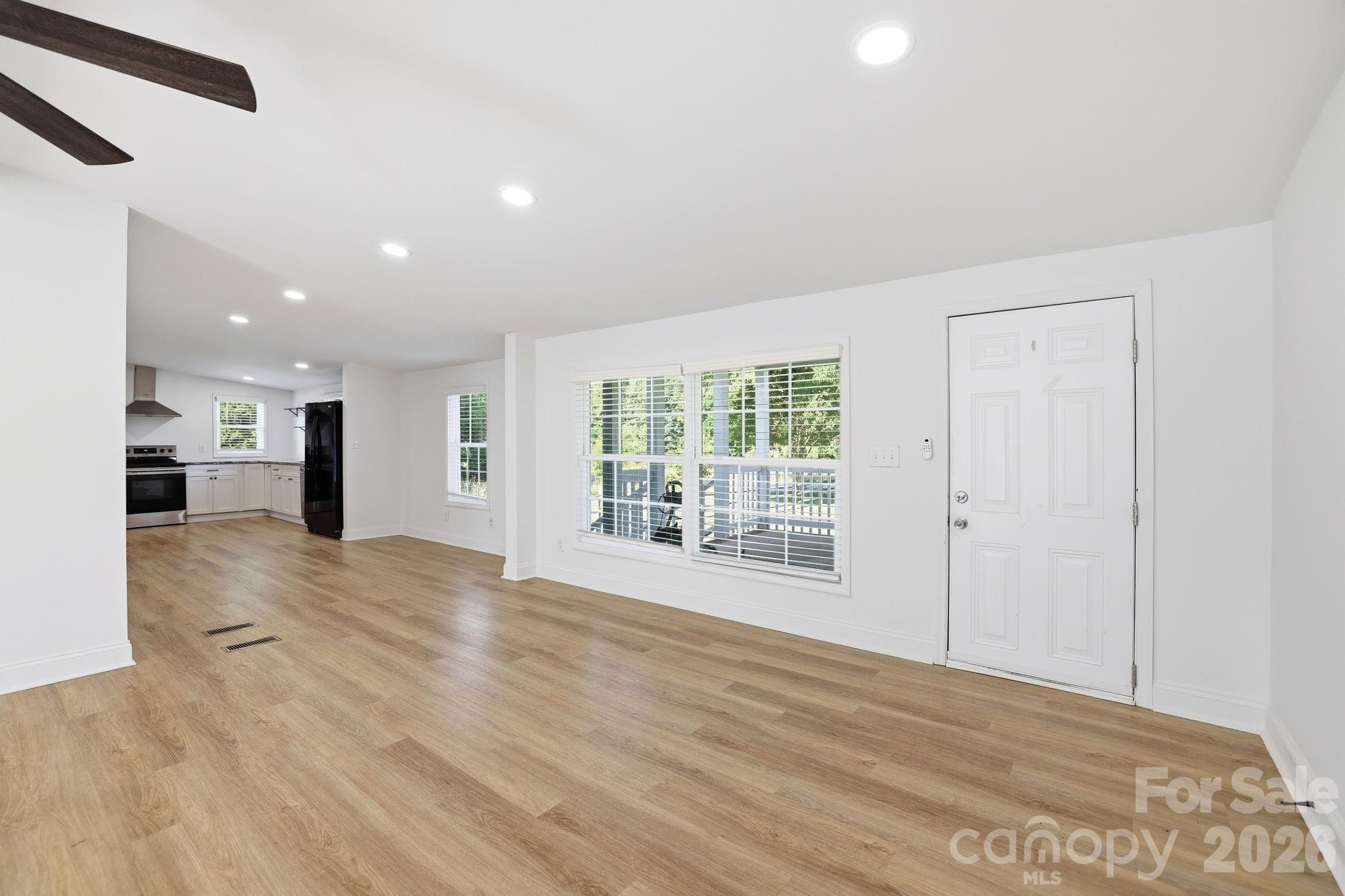 9644 Blackwelder Road, Fort Mill, SC - photo 4 of 35