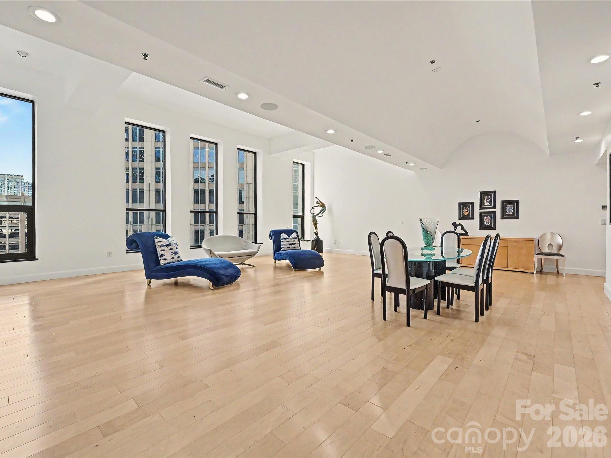 Photo 17 of 127 N Tryon Street509, Charlotte, NC
