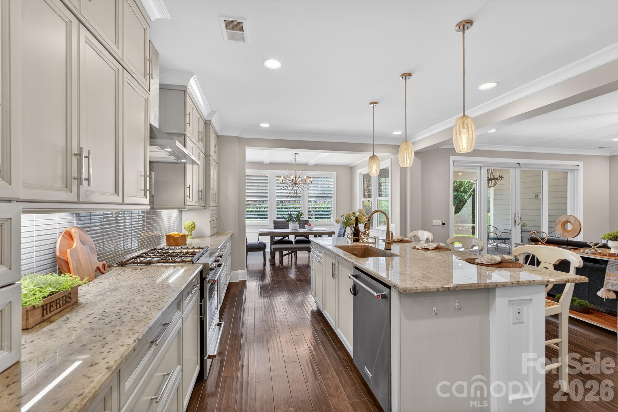 Photo 5 of 9815 Avenal Lane, Charlotte, NC