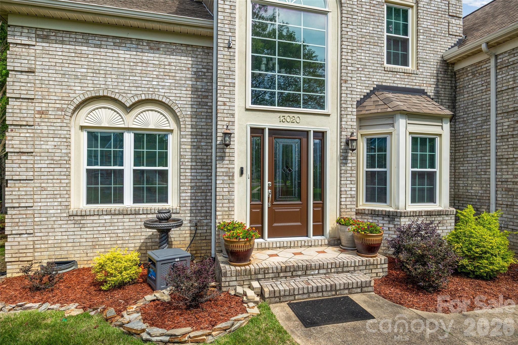 Photo 2 of 13020 Shannon Park Lane, Charlotte, NC