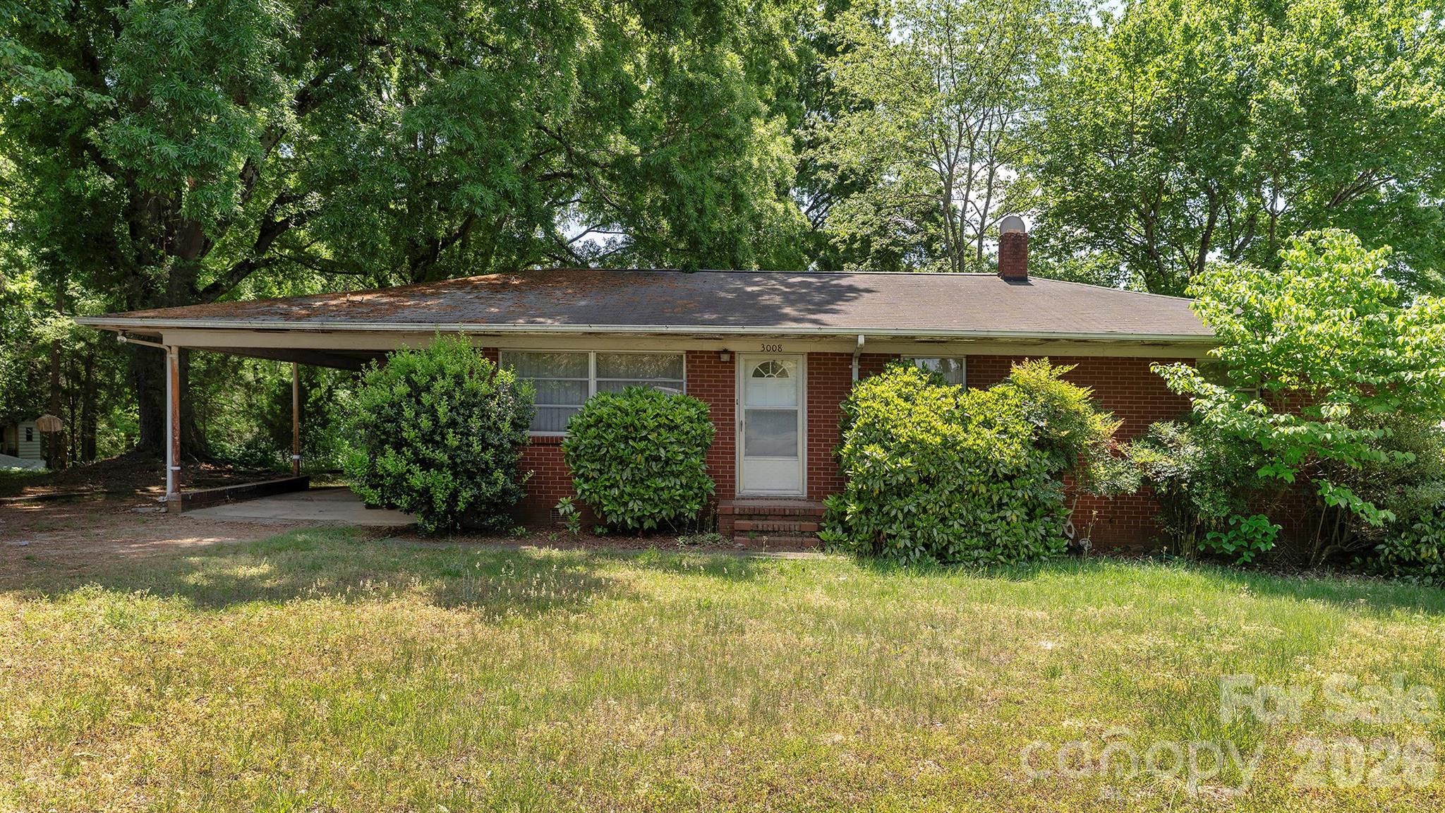 Exterior of 3008 Oakwood Drive, Charlotte, NC