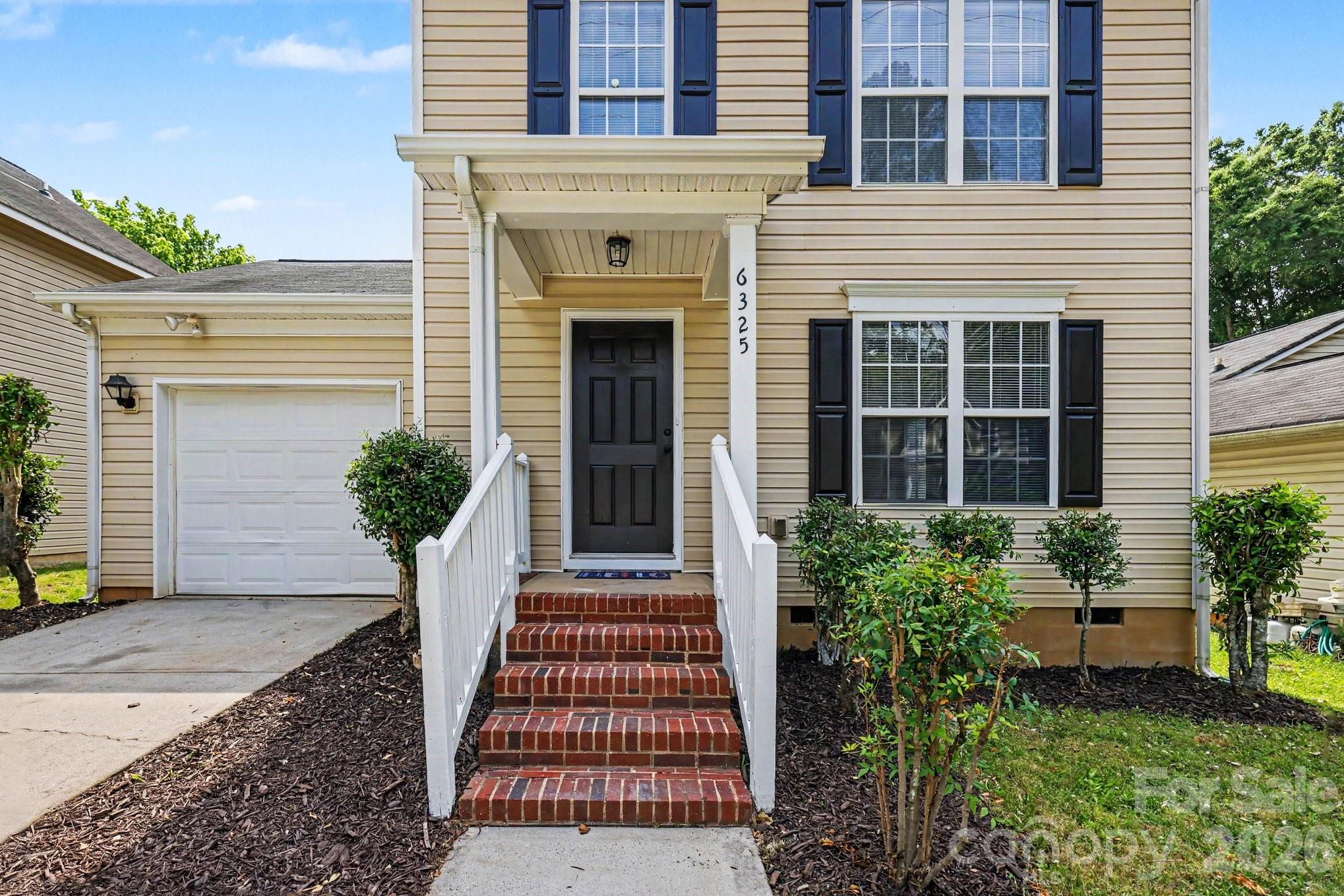 Photo 3 of 6325 Linda Vista Lane, Charlotte, NC