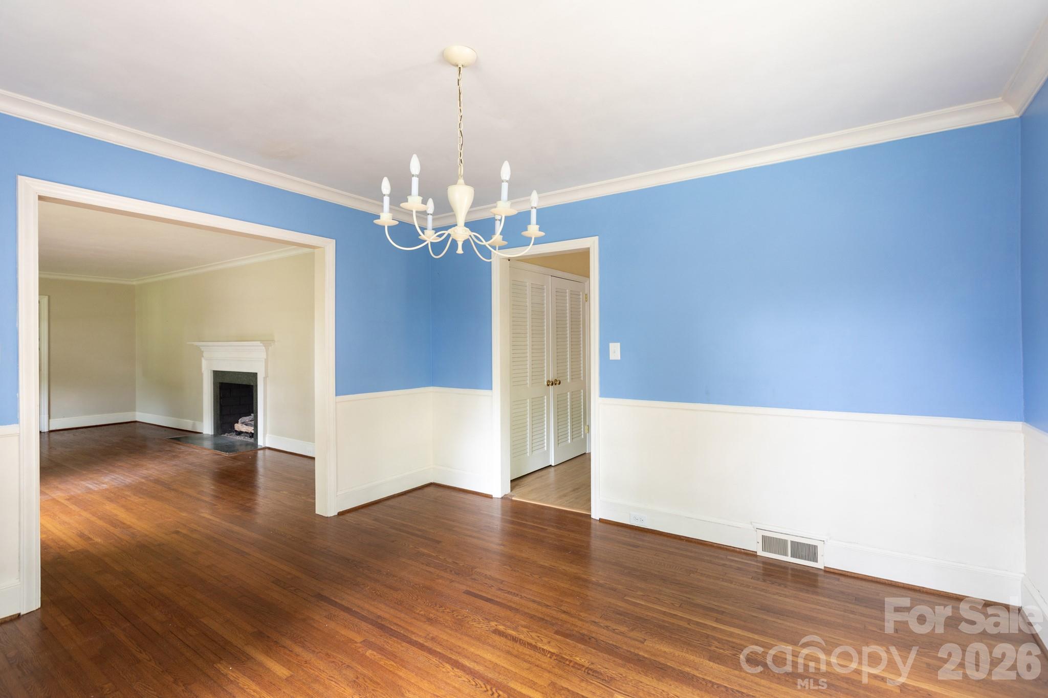 Photo 9 of 5511 Robinhood Road, Charlotte, NC