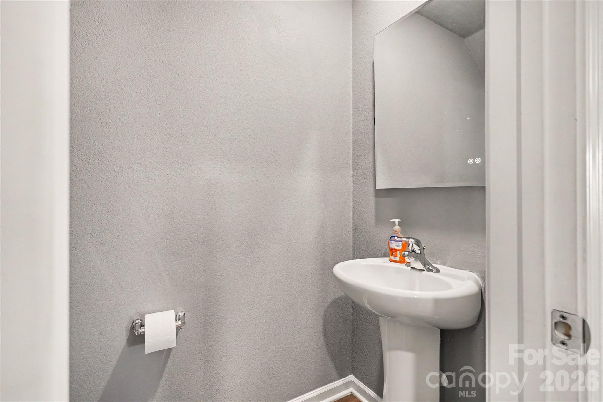 Photo 12 of 1112 Creedmore Court, Charlotte, NC