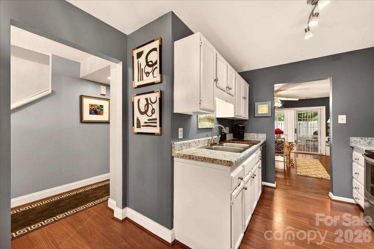 Photo 10 of 830 Sardis Cove Drive, Charlotte, NC