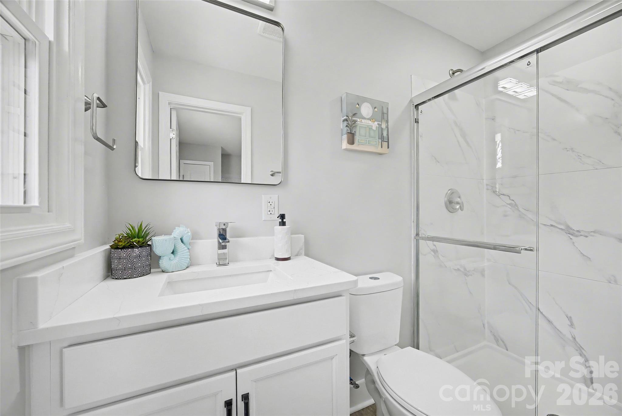 553 Derrydowne Drive, Charlotte, NC - photo 15 of 20