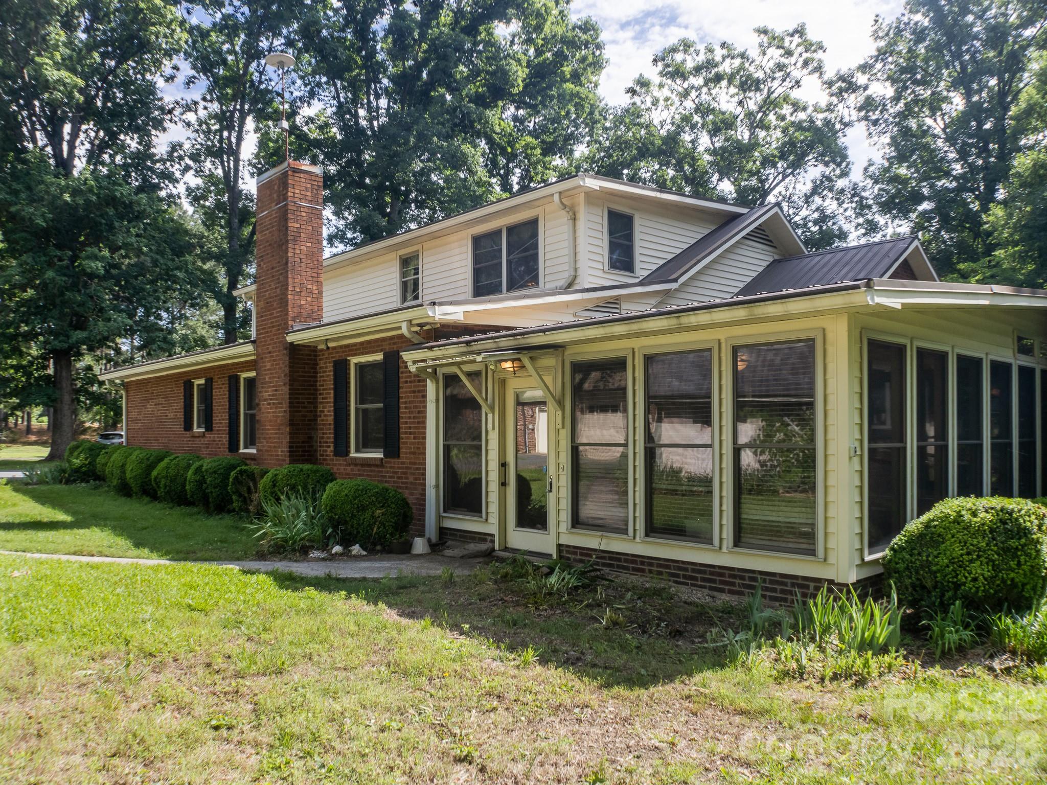Home for sale at 3250 Mount Pleasant Road S, Concord, NC — photo 3 of 47