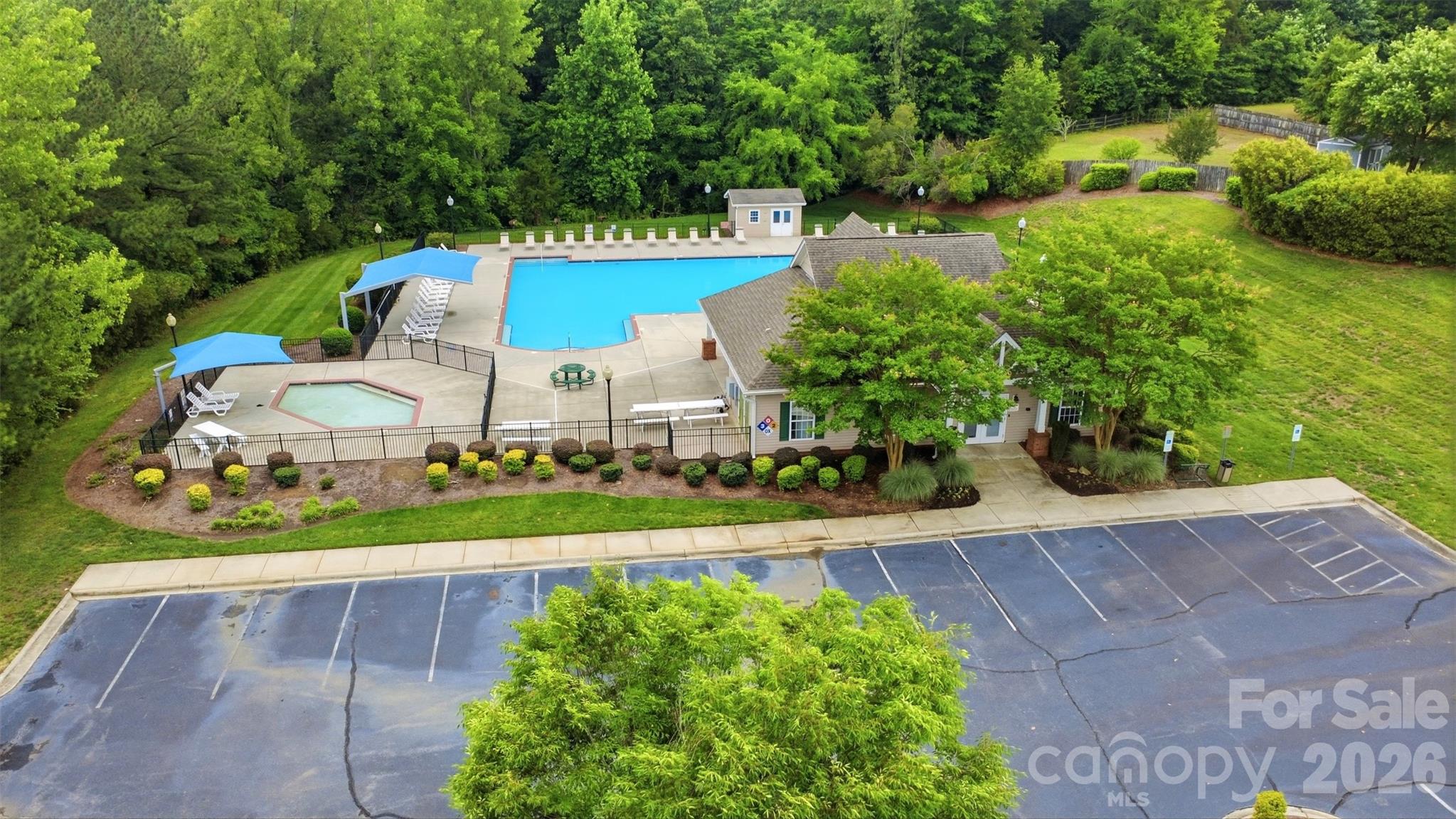 1464 Moss Creek Drive, Harrisburg, NC - photo 38 of 48