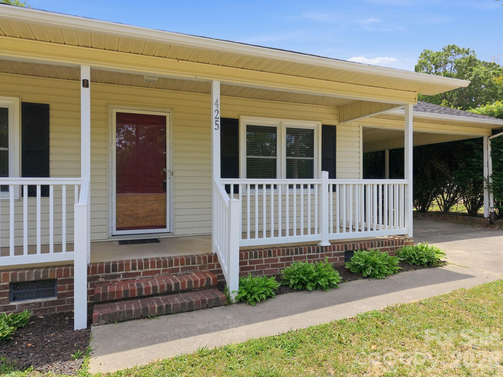 Photo 4 of 425 Catawba Drive, Salisbury, NC