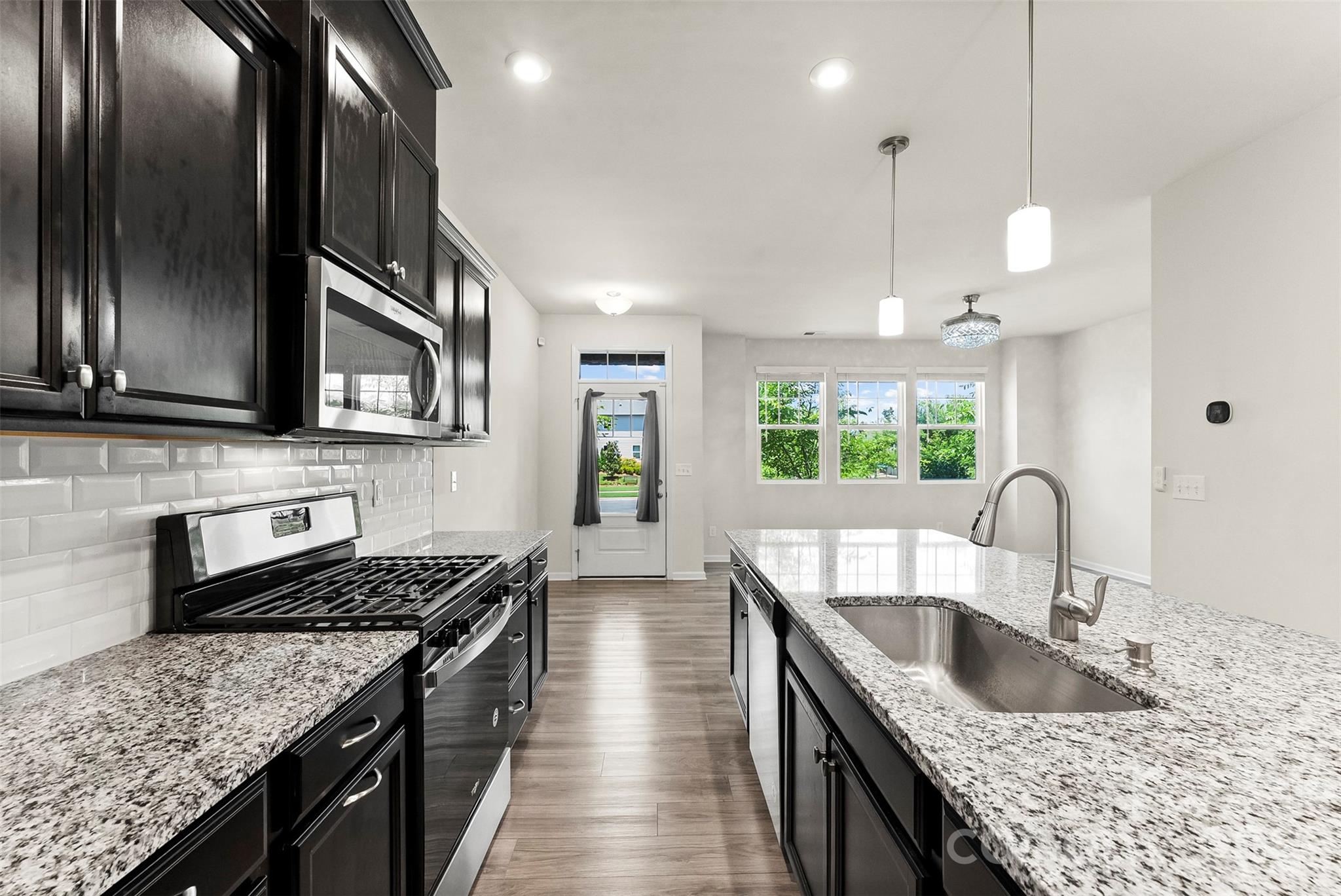Photo 12 of 11010 Chalkbark Lane, Charlotte, NC