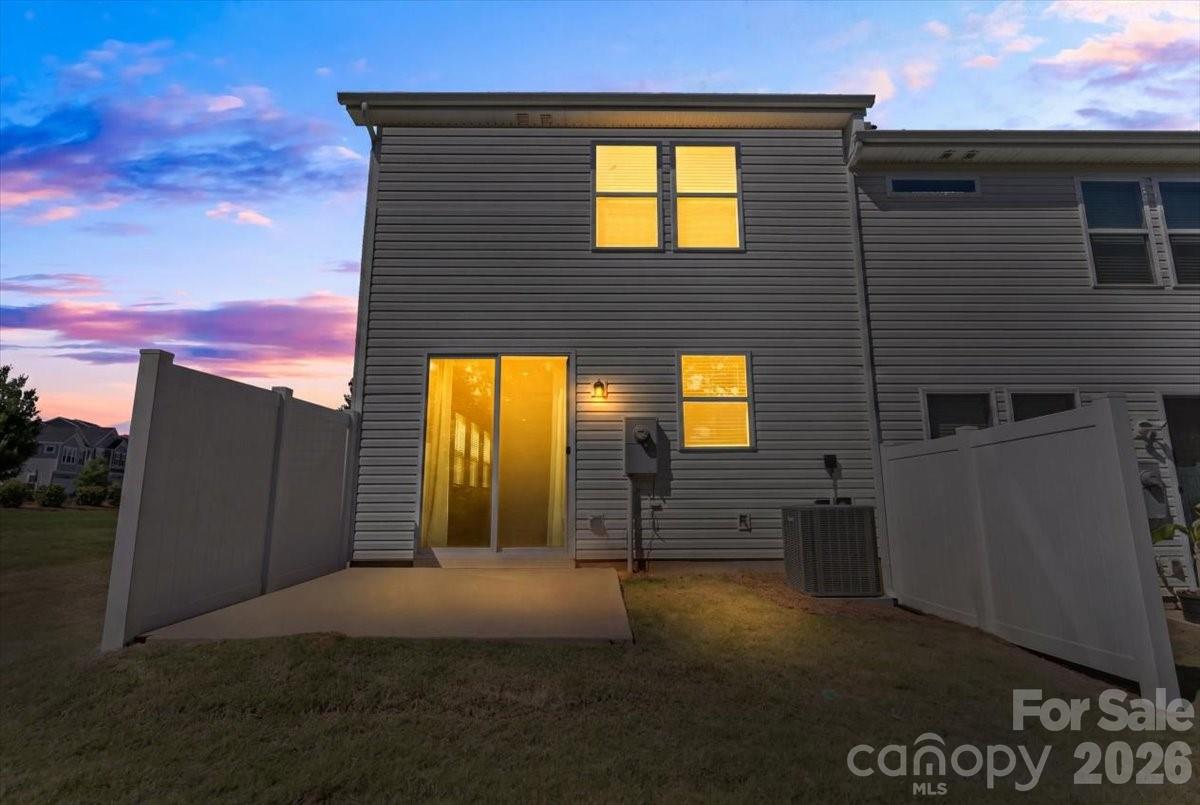 Photo 3 of 4529 Iron Oak Lane, Charlotte, NC