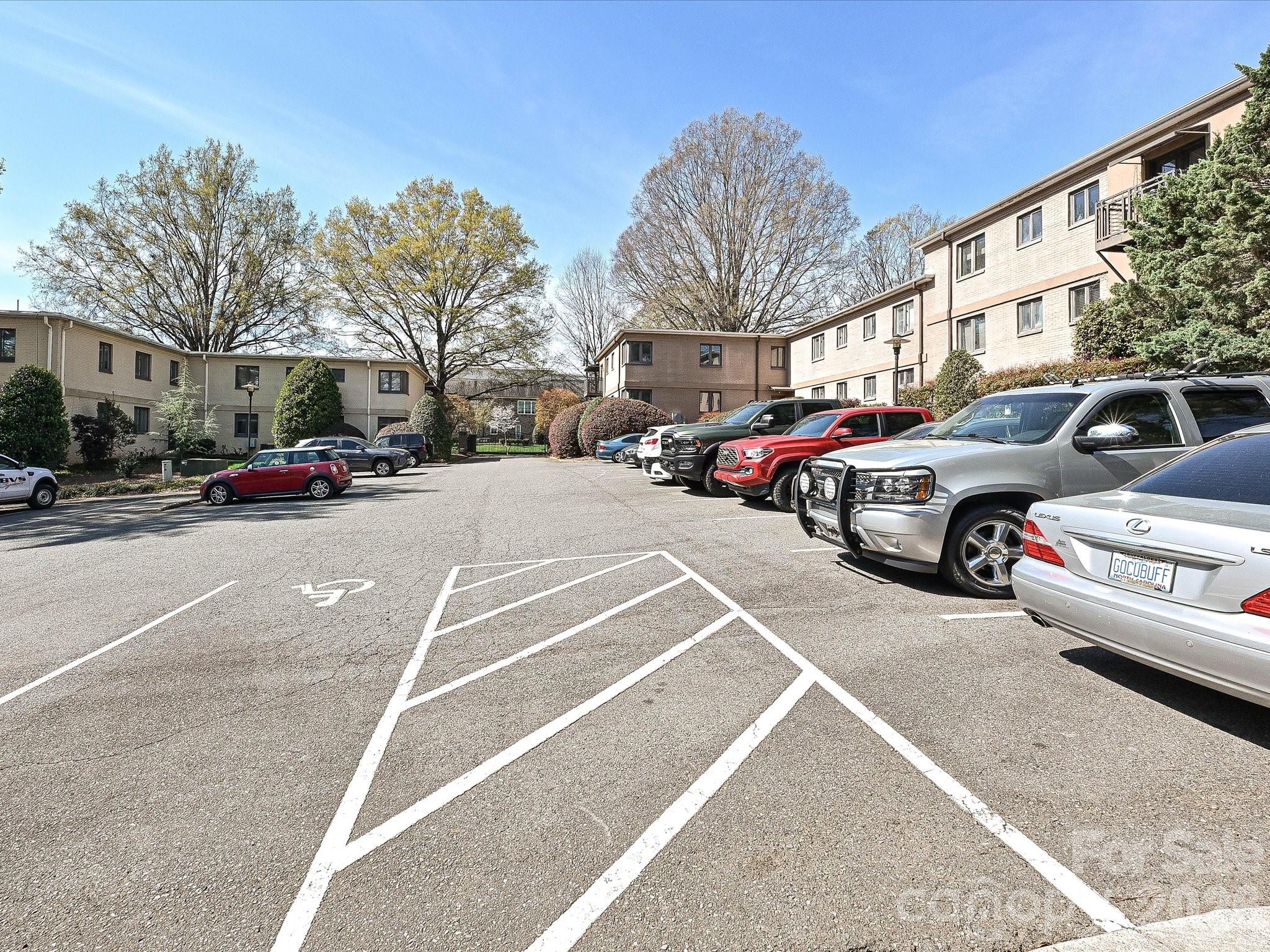 Photo 15 of 201 N Dotger AvenueC9, Charlotte, NC