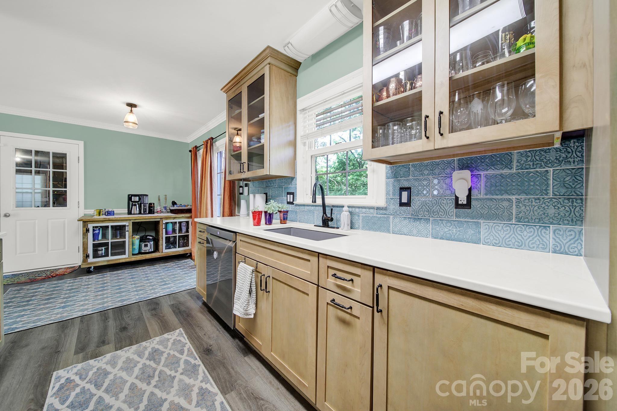 Photo 3 of 8802 Kirchenbaum Drive, Charlotte, NC