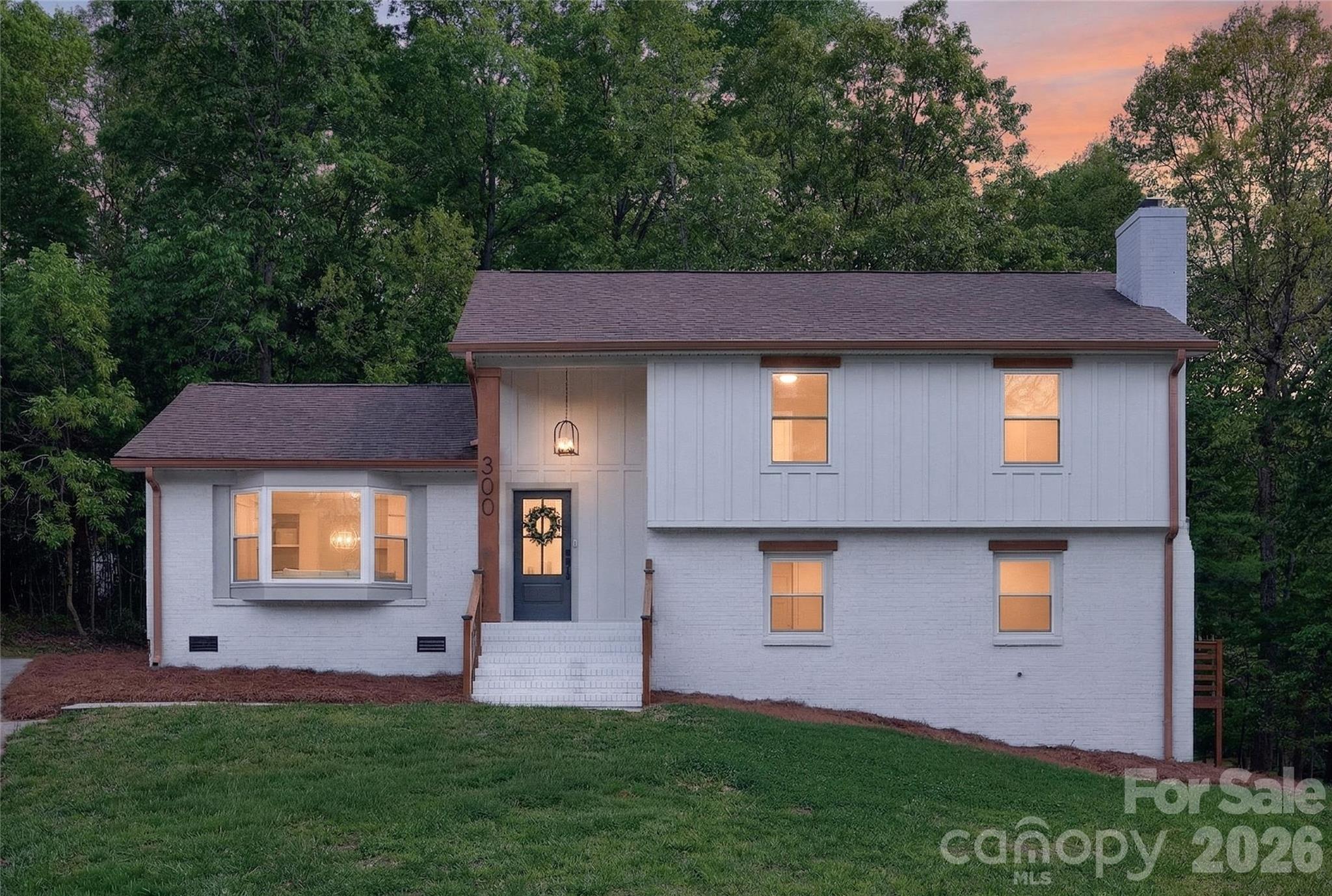 300 Dollar Circle, Charlotte, NC