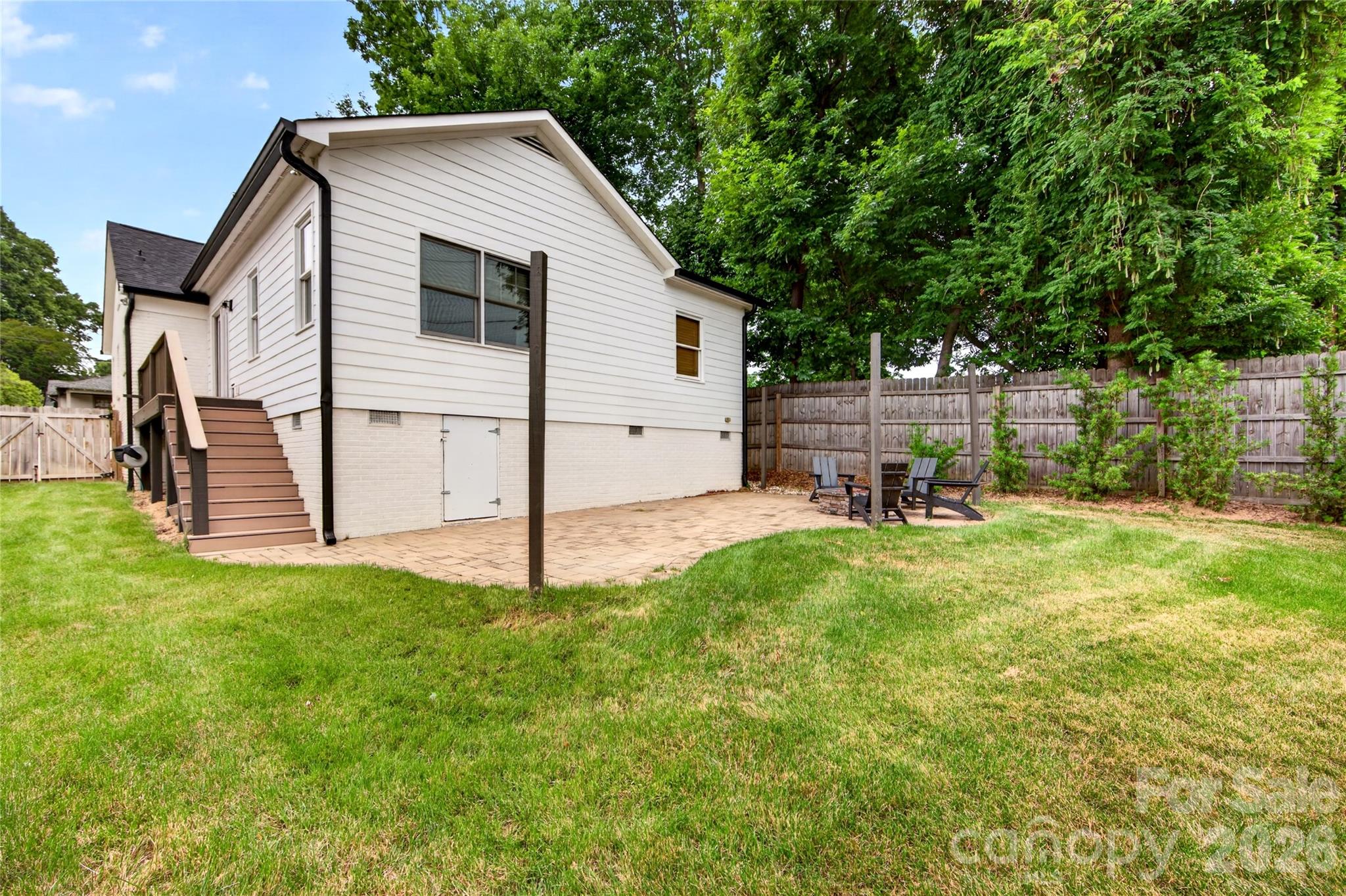 Photo 43 of 1825 Cumberland Avenue, Charlotte, NC