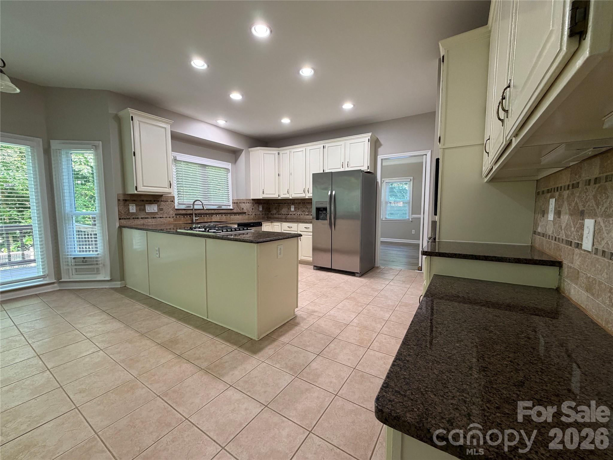 4714 Avonwood Lane, Charlotte, NC - photo 14 of 47