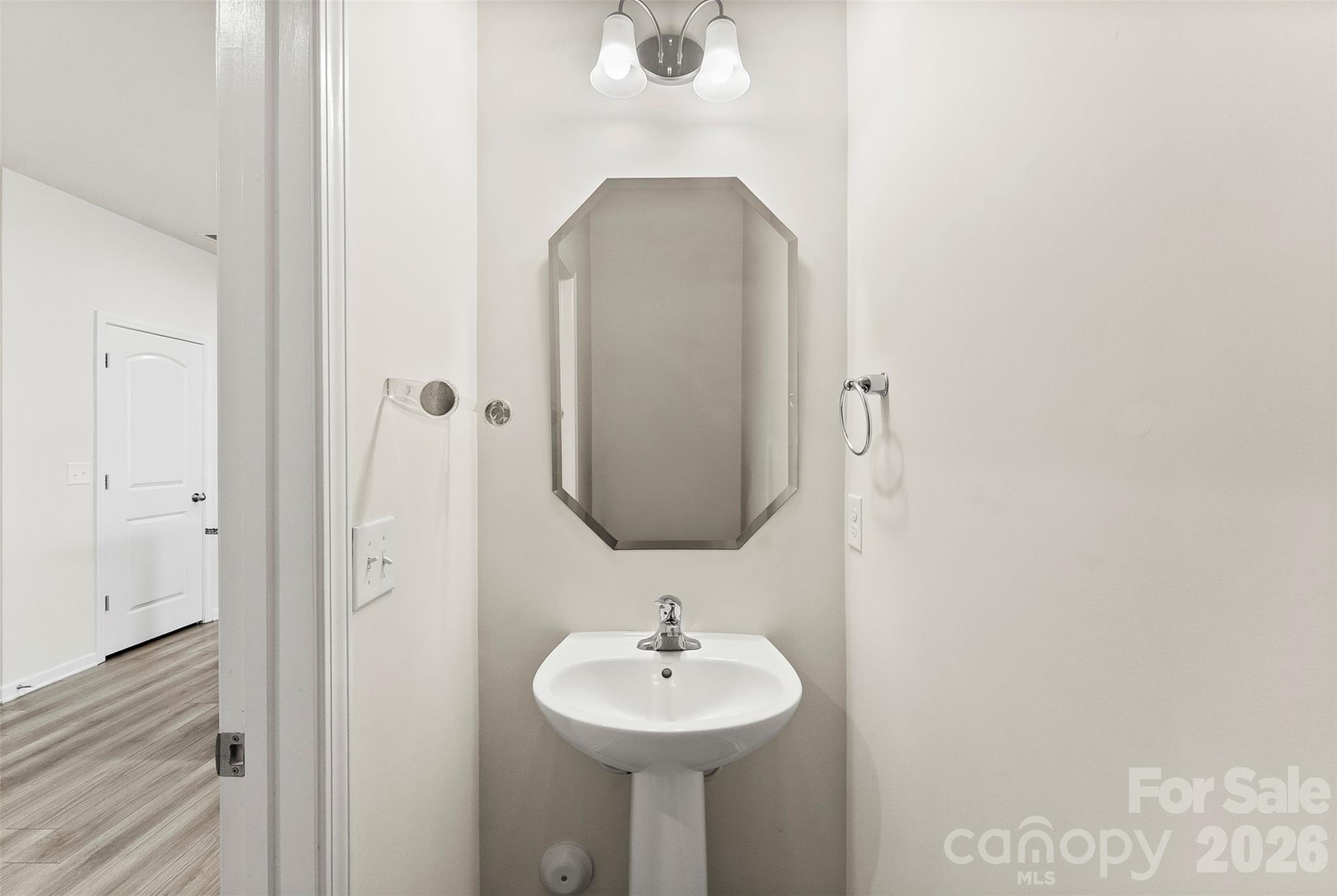 Photo 15 of 11010 Chalkbark Lane, Charlotte, NC