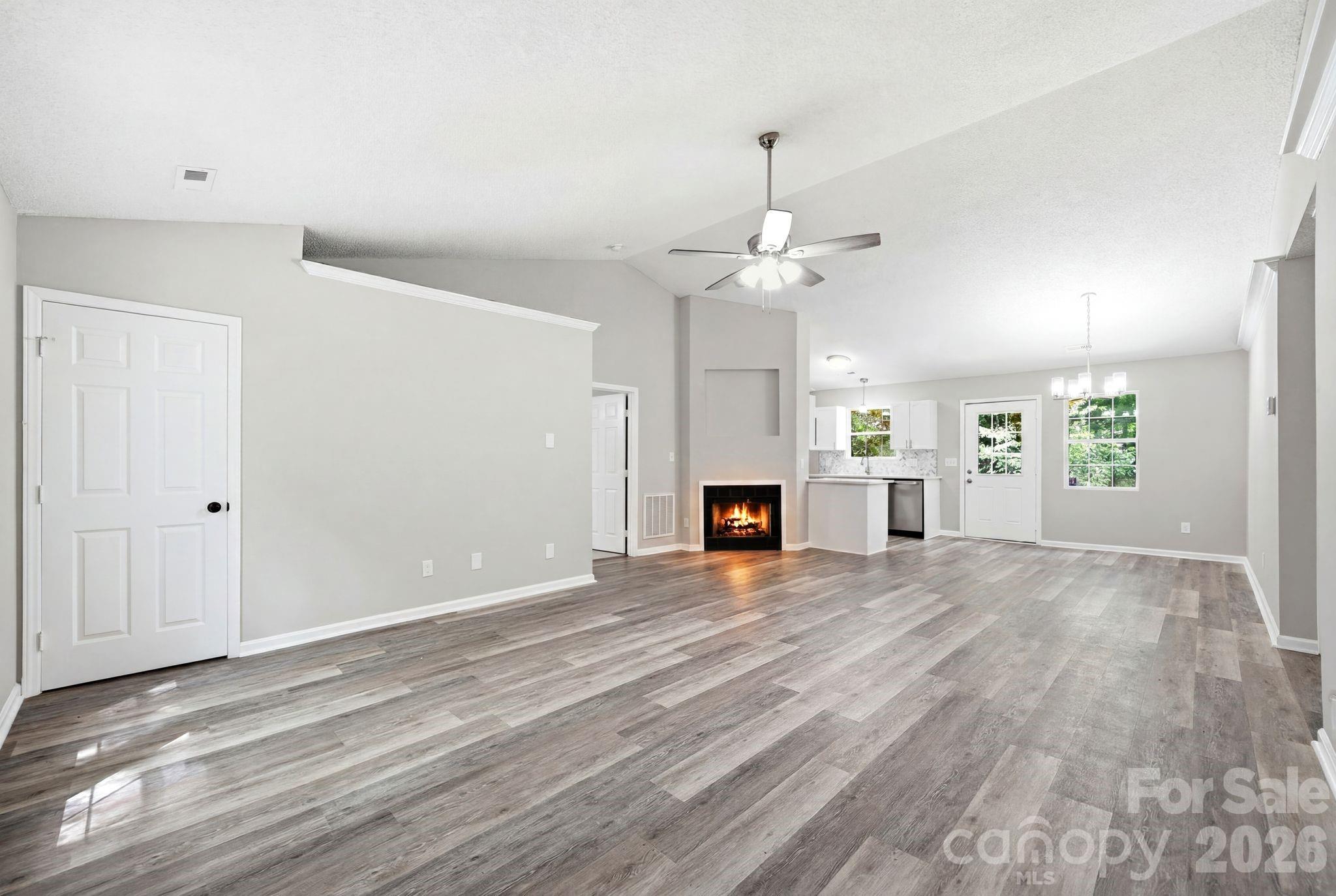Photo 4 of 6324 Grove Park Boulevard, Charlotte, NC