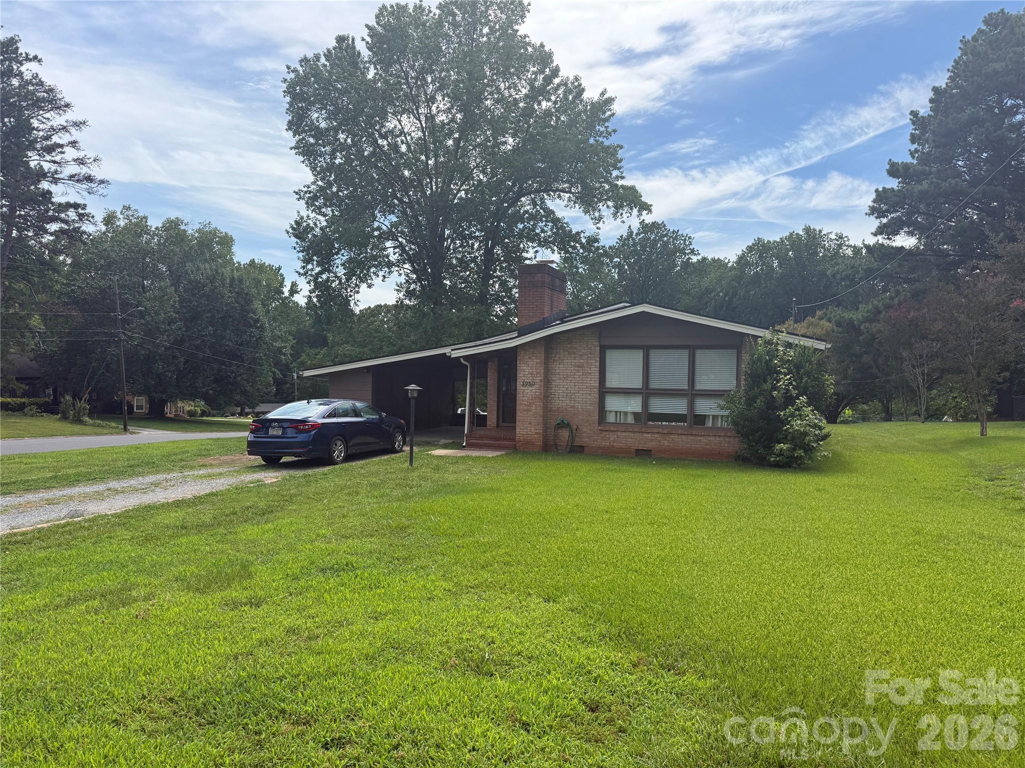 Home for sale at 3930 Fircrest Drive, Charlotte, NC — photo 1 of 23