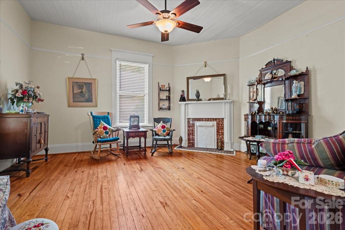 110 Huger Street, Cheraw, SC - photo 9 of 45
