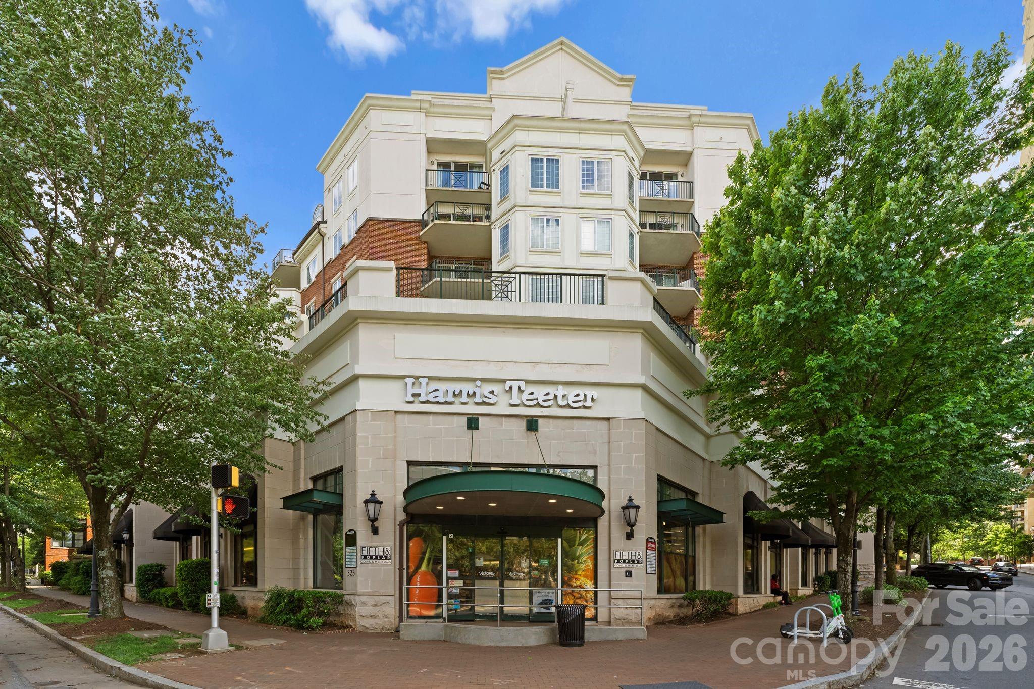 Photo 35 of 300 W 5th Street W204, Charlotte, NC