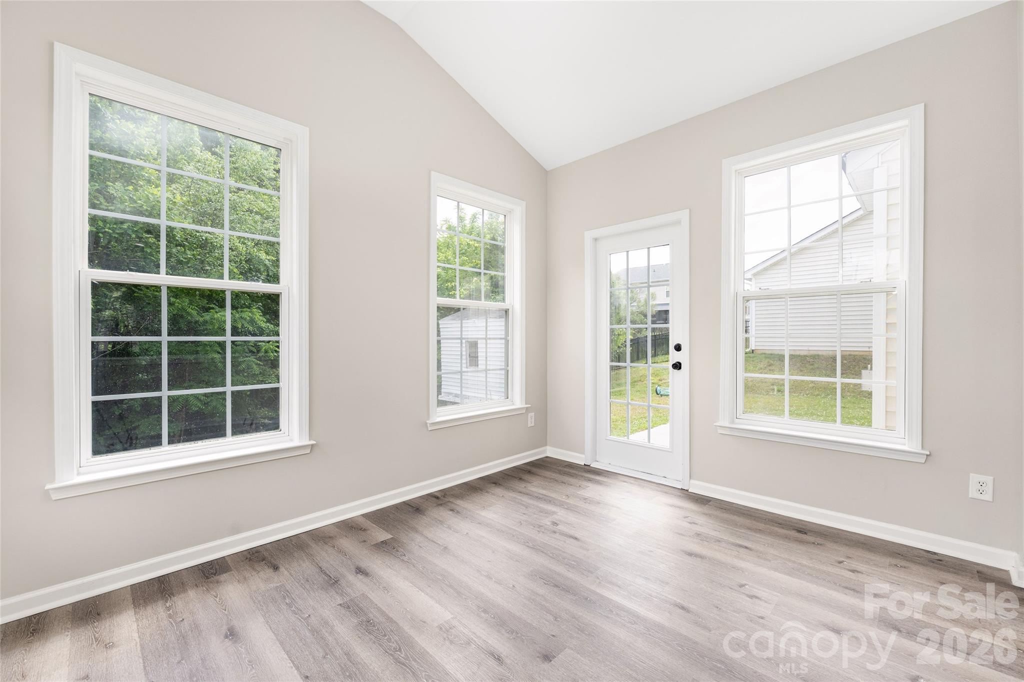 Photo 10 of 13834 Riding Hill Avenue, Charlotte, NC