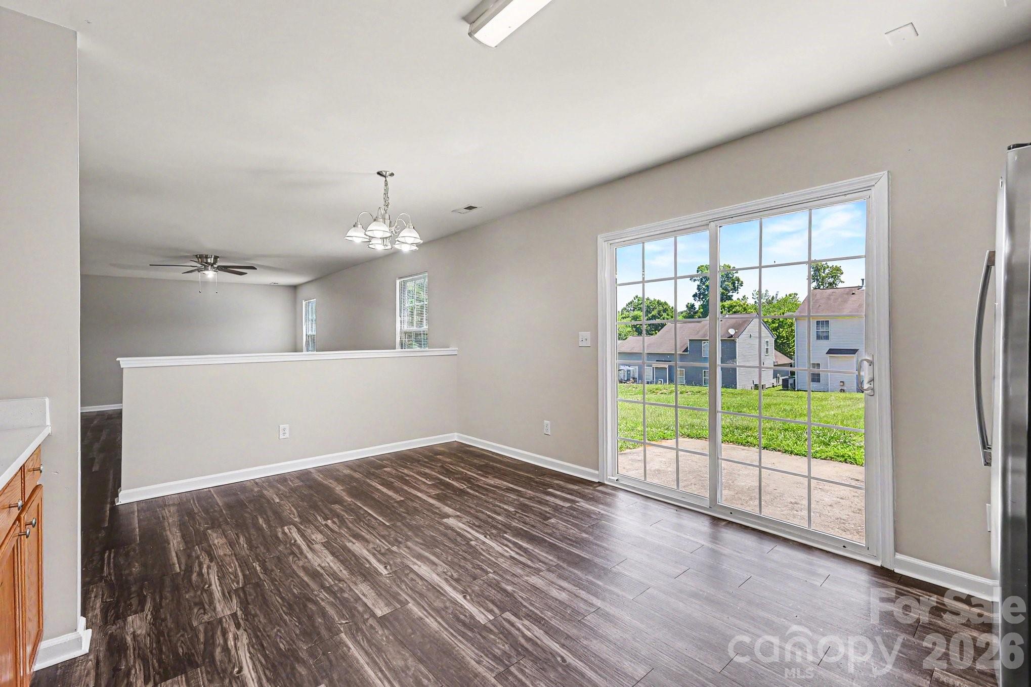 10419 Sparrow Springs Lane, Charlotte, NC - photo 4 of 20