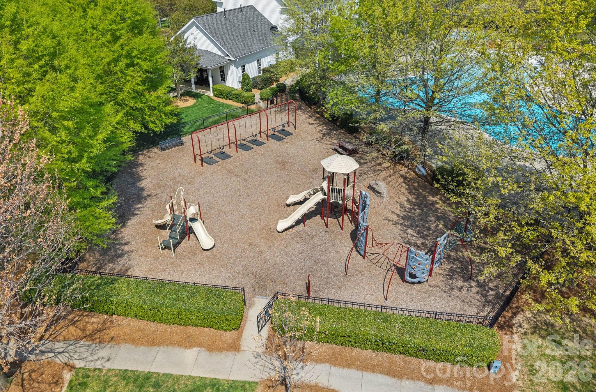 5595 Morris Hunt Drive, Fort Mill, SC - photo 41 of 49