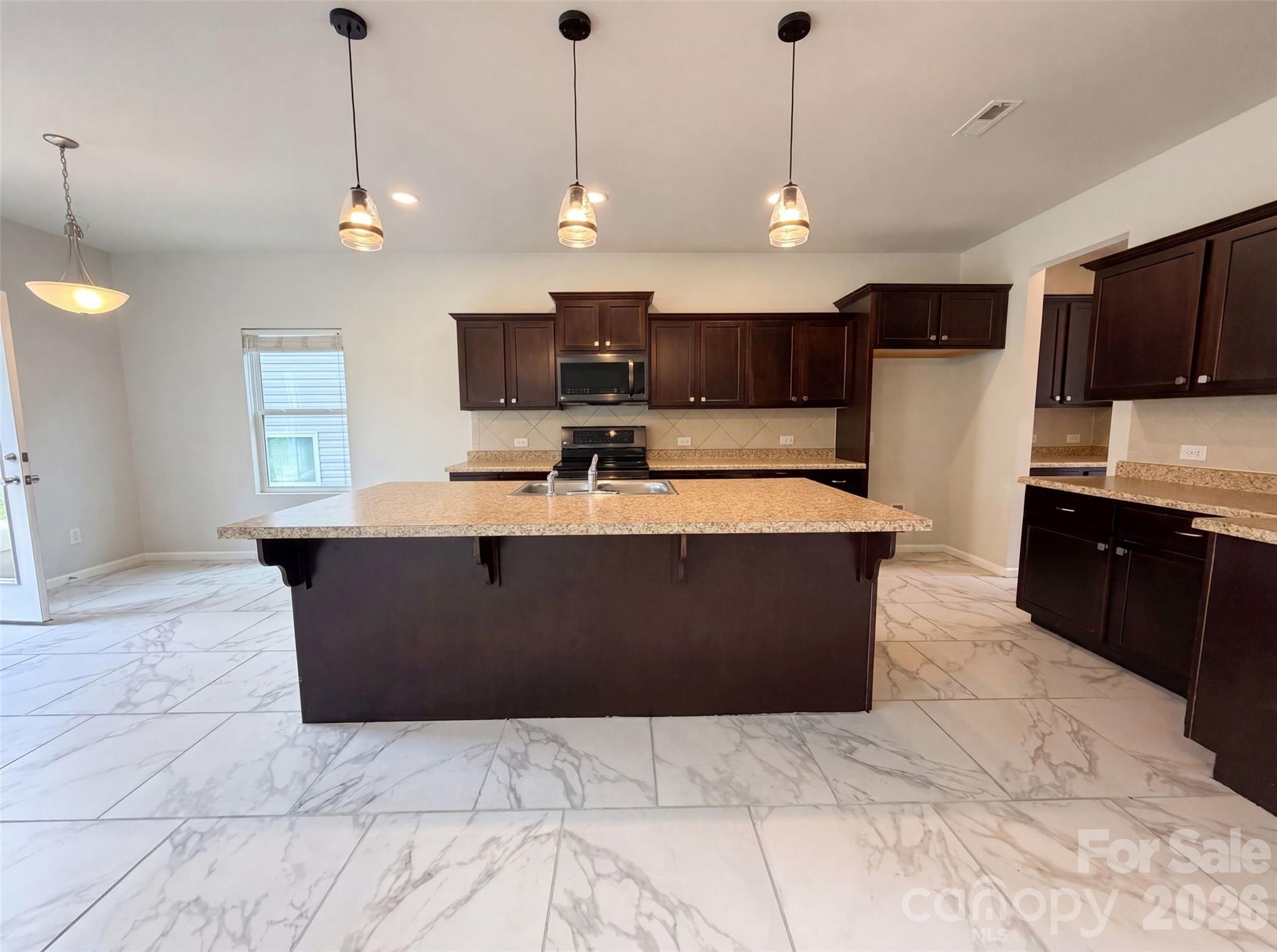 Photo 2 of 617 Heather Glen Crest, Rock Hill, SC