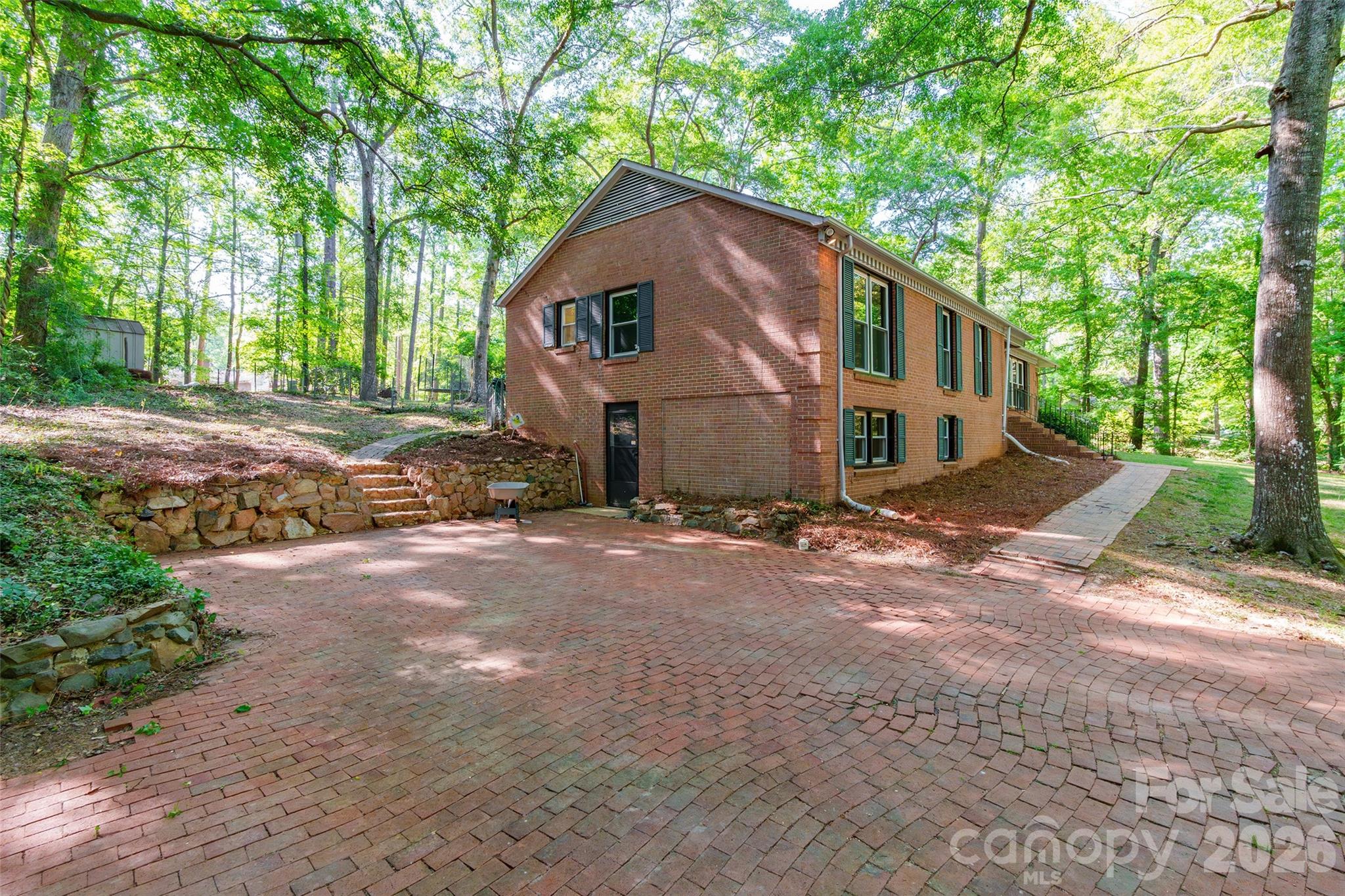 Photo 3 of 513 Mountainbrook Road, Lancaster, SC