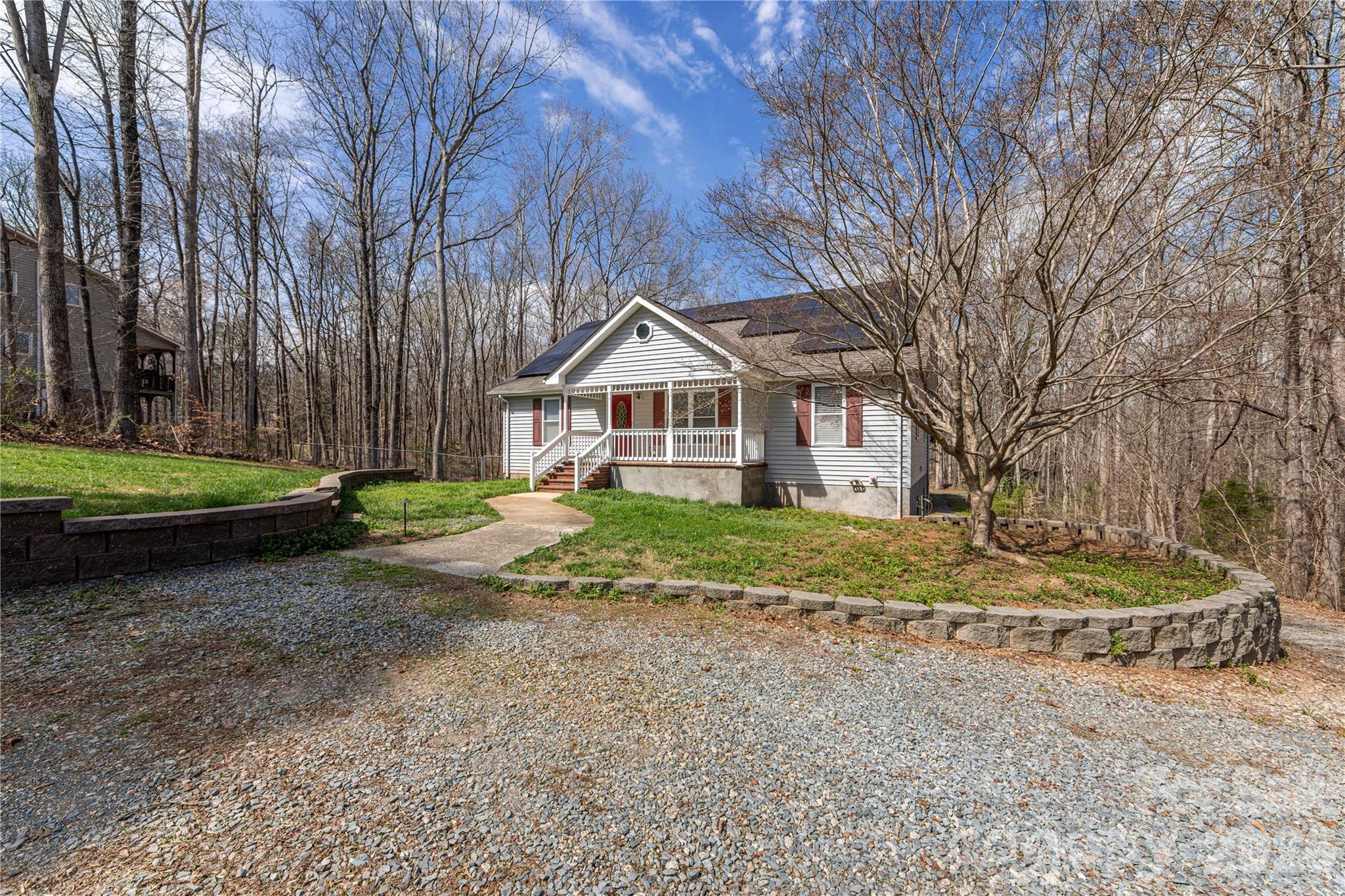 Photo 4 of 7722 Farmbrook Drive, Waxhaw, NC