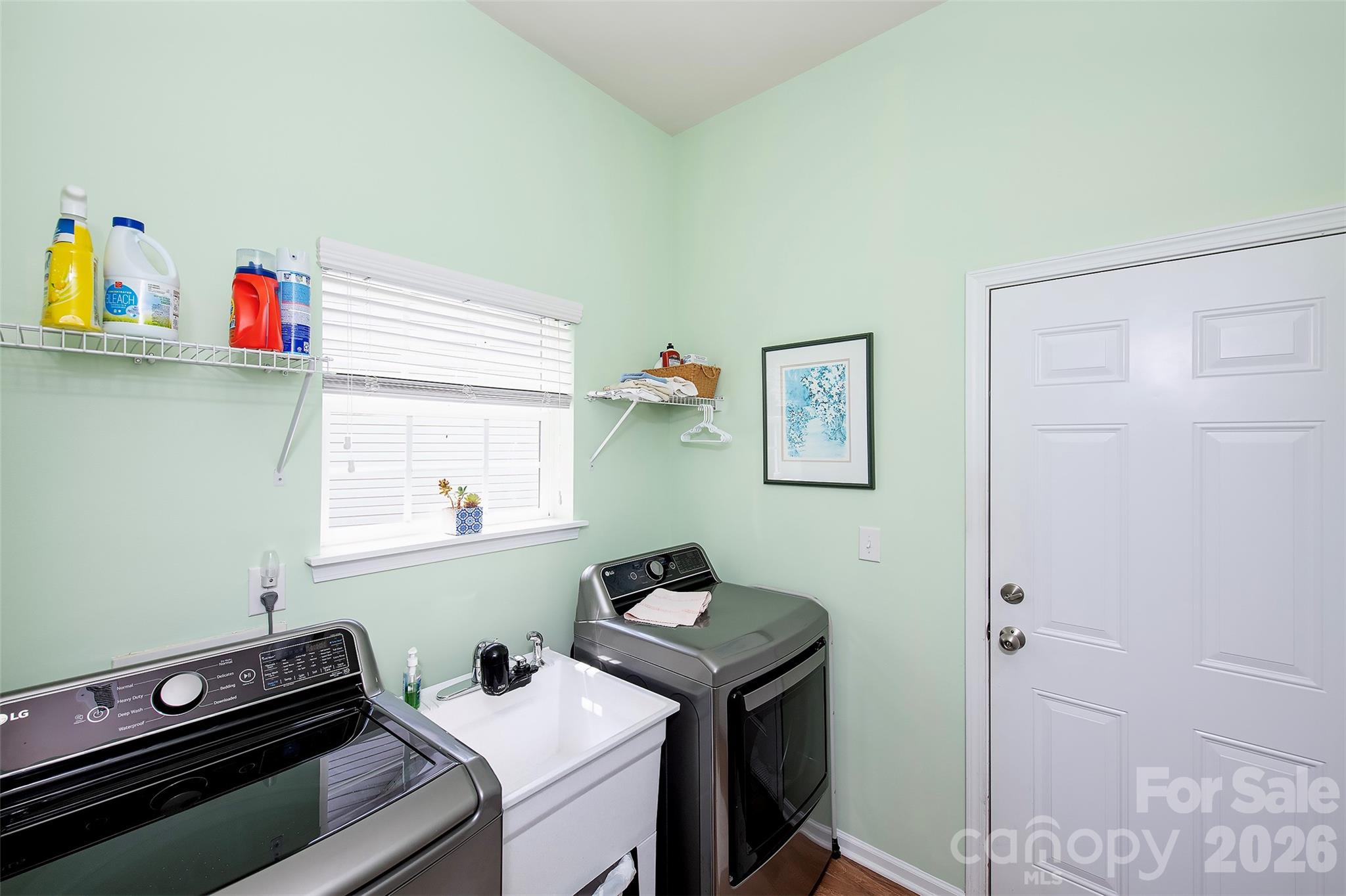 Photo 15 of 6103 Breckfield Court, Charlotte, NC