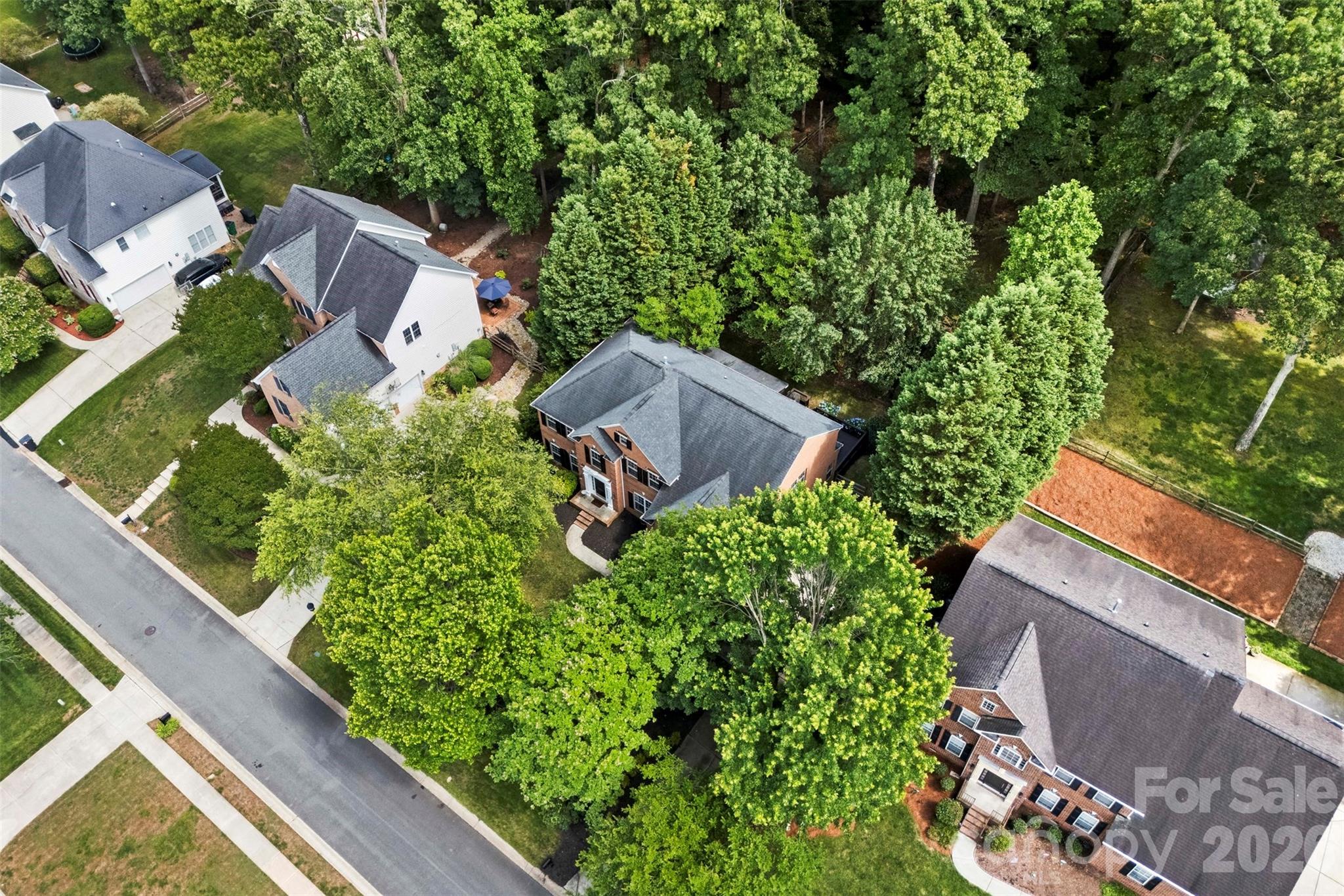 Photo 34 of 2832 Shady Reach Lane, Charlotte, NC