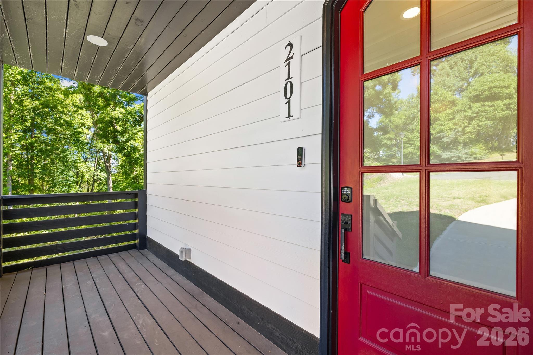 2101 Highland View Lane, Charlotte, NC - photo 4 of 40