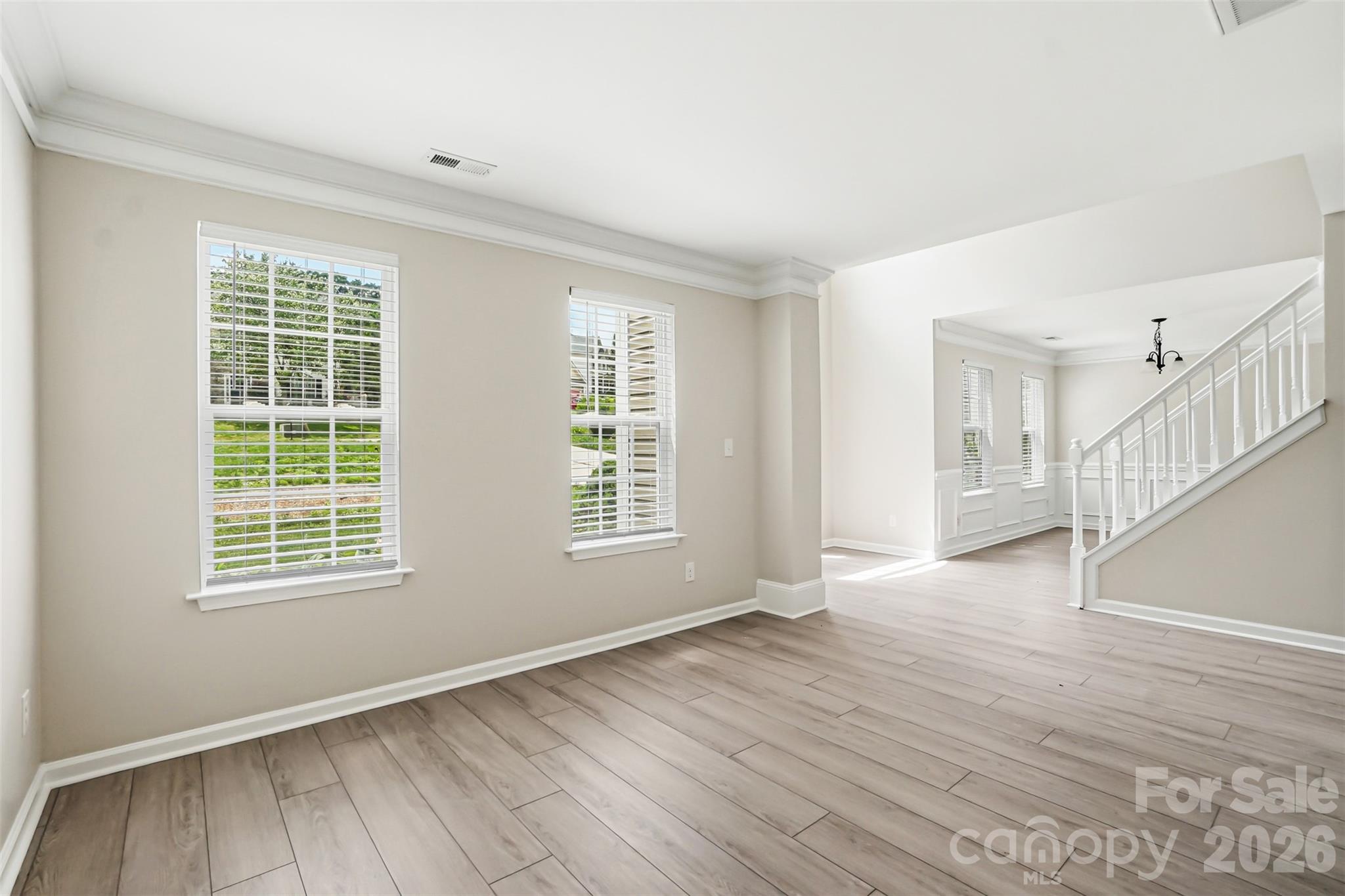 Photo 4 of 5012 Eagle Creek Drive, Charlotte, NC