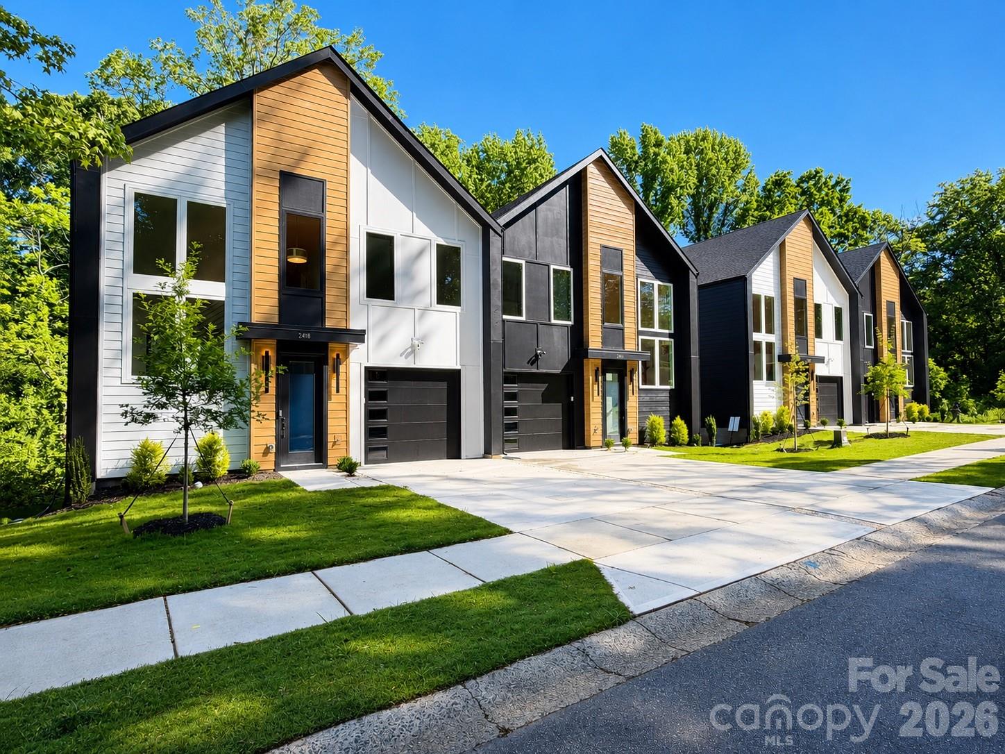 2418 Crestview Drive, Charlotte, NC