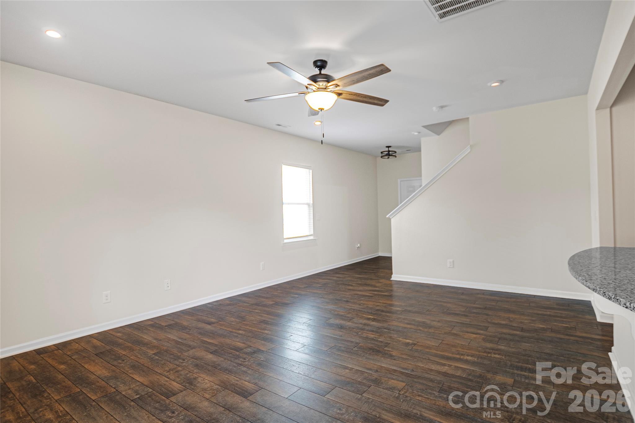 Photo 3 of 7019 Thornrose Drive, Charlotte, NC