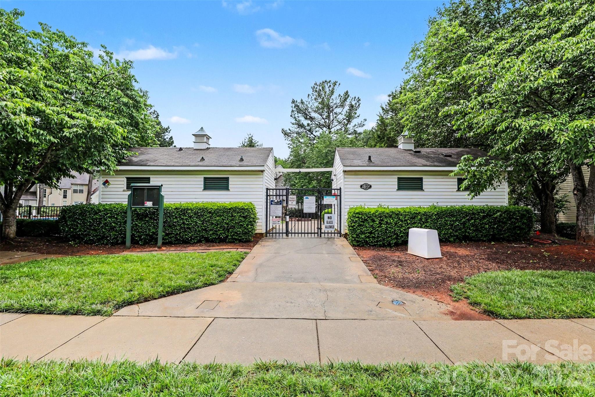 Photo 23 of 5833 Cougar Lane, Charlotte, NC