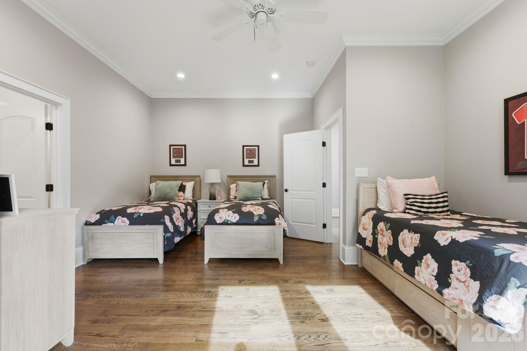 Photo 33 of 400 Glen Oaks Road, Charlotte, NC