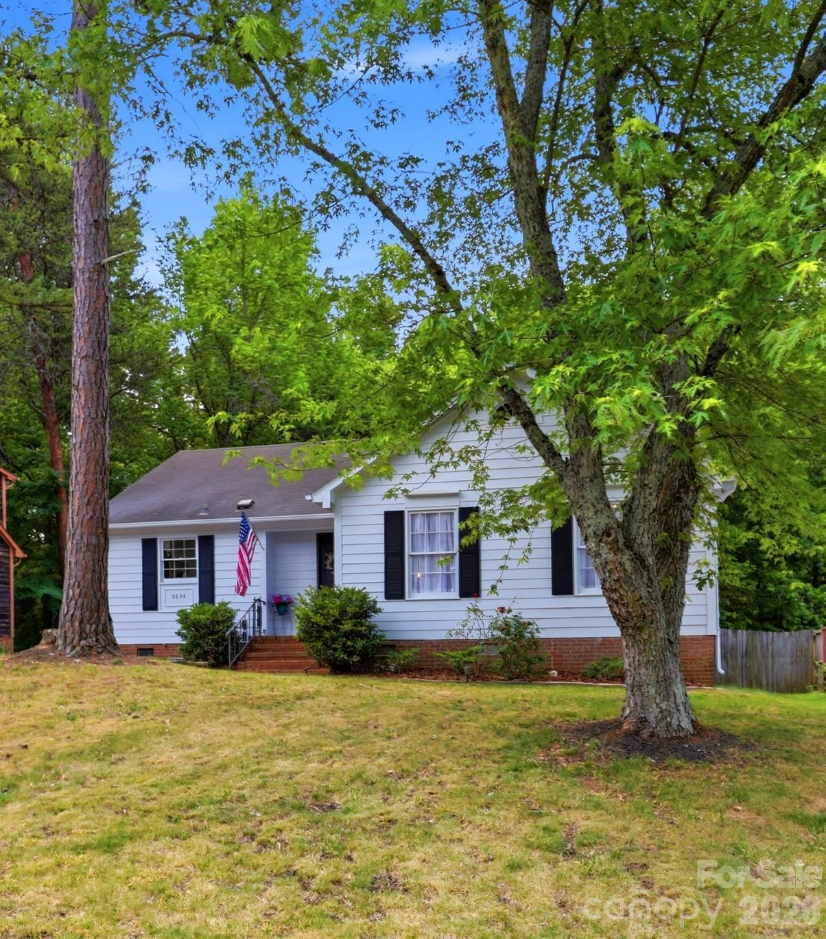 9624 Central Drive, Mint Hill, NC - photo 4 of 47