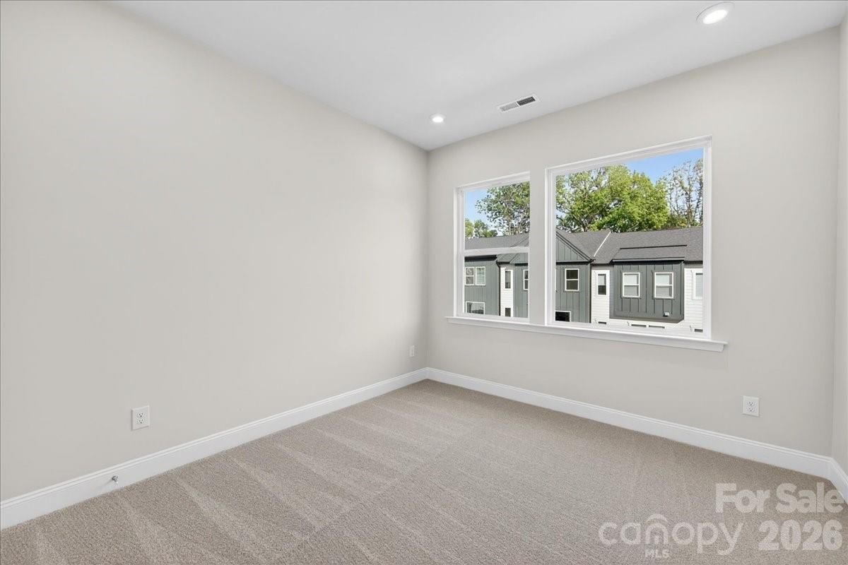 Photo 33 of 7933 Cedarsmith Court, Charlotte, NC