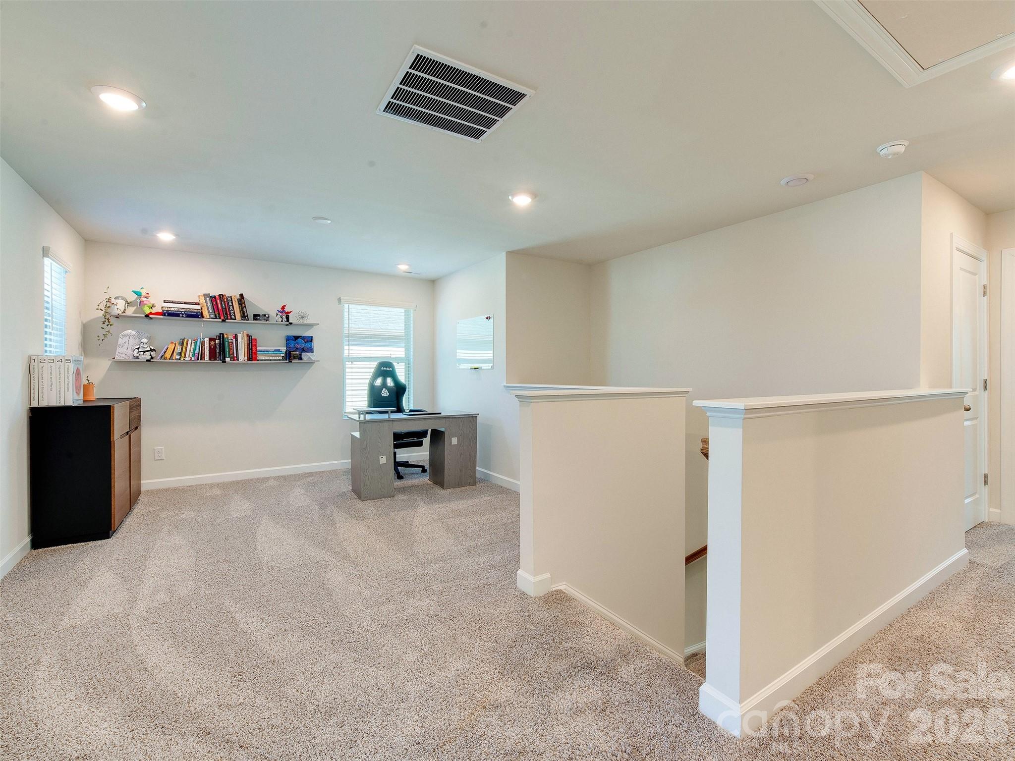 Photo 9 of 4009 Woodland View Drive, Charlotte, NC