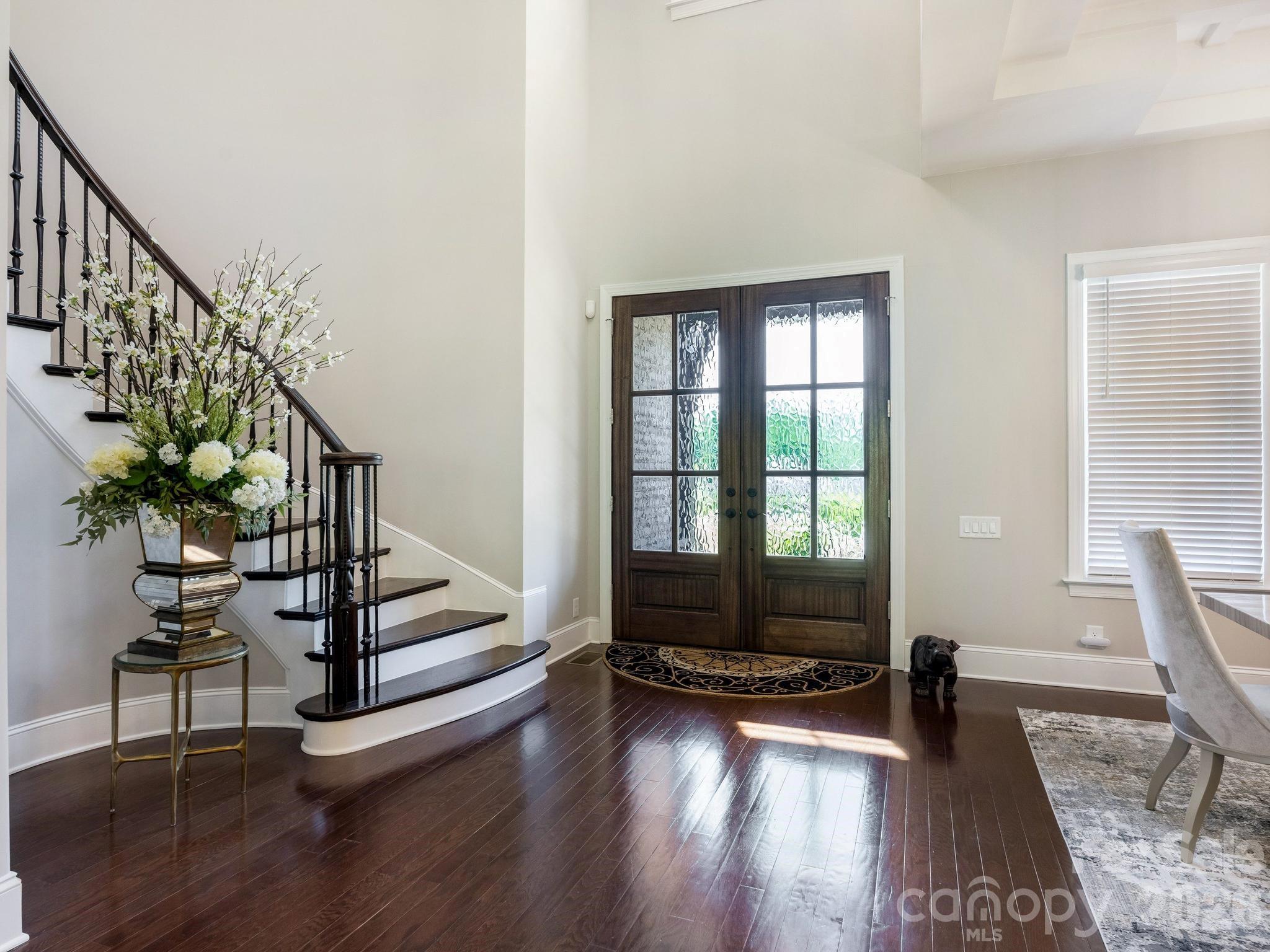 1115 Shelton Oaks Court, Charlotte, NC - photo 4 of 39
