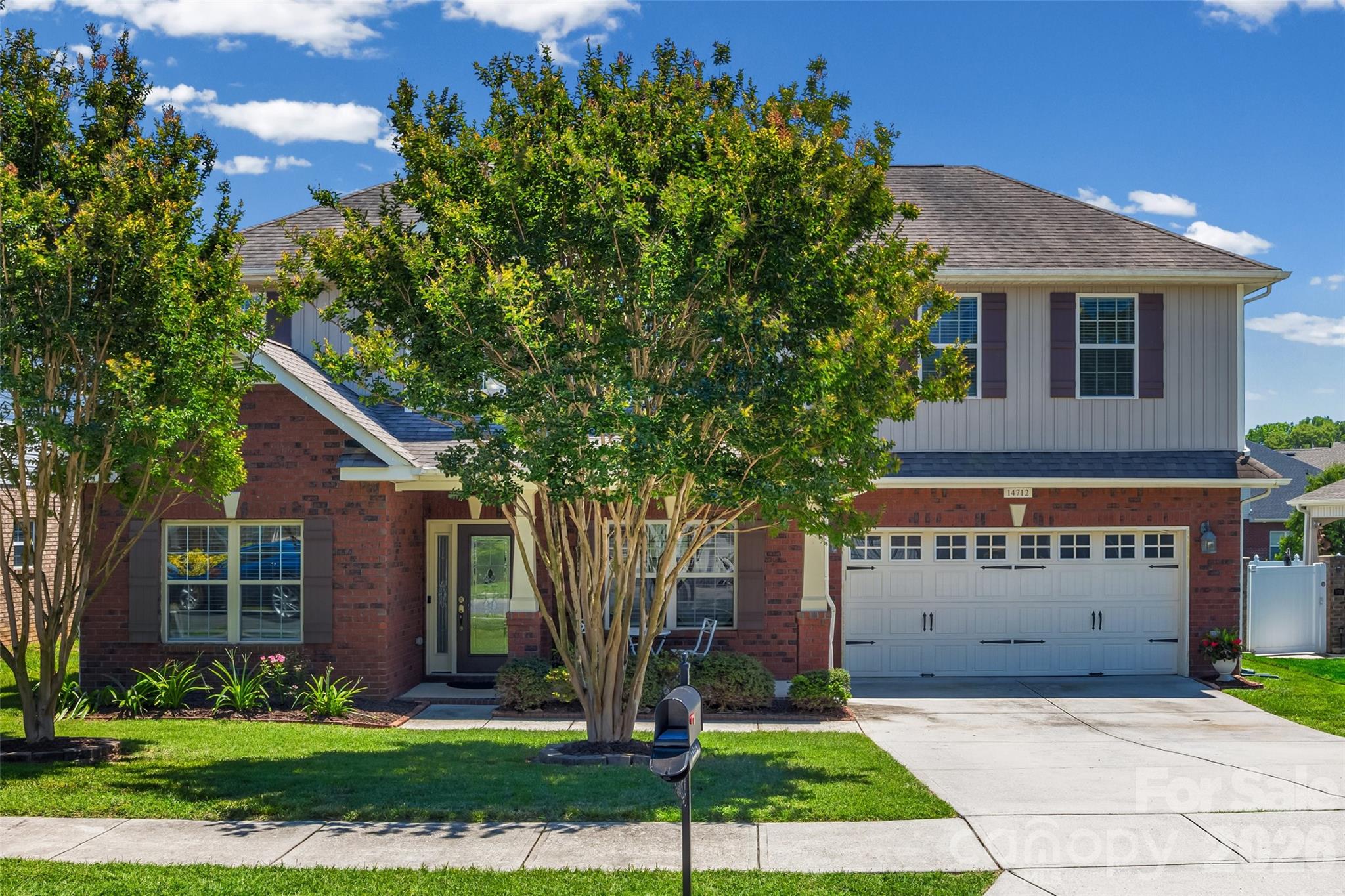 Photo 2 of 14712 Vaughan Drive, Charlotte, NC