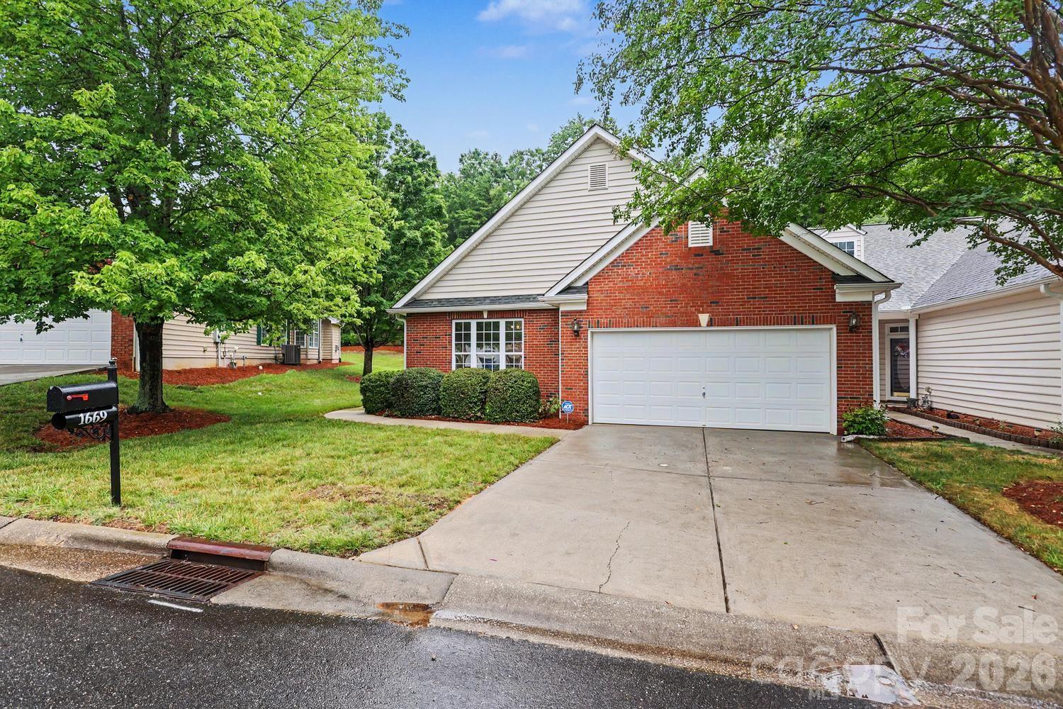 1669 Onyx Ridge, Fort Mill, SC